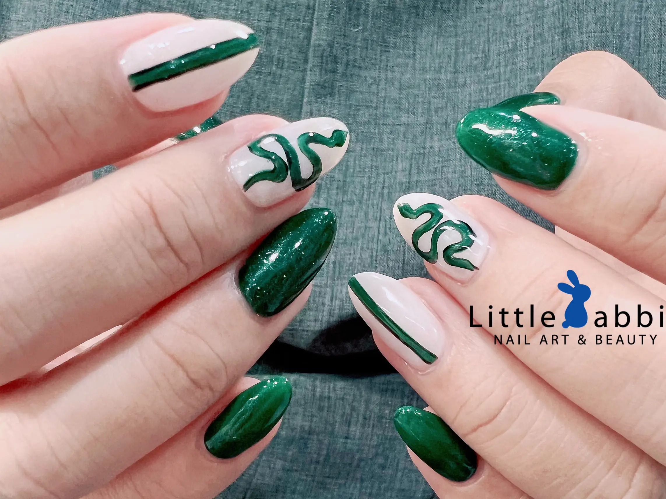 เขียวเหนี่ยทรัพย์ เก๋ๆ กันค่ะ | แกลเลอรีที่โพสต์โดย A'khao | Lemon8