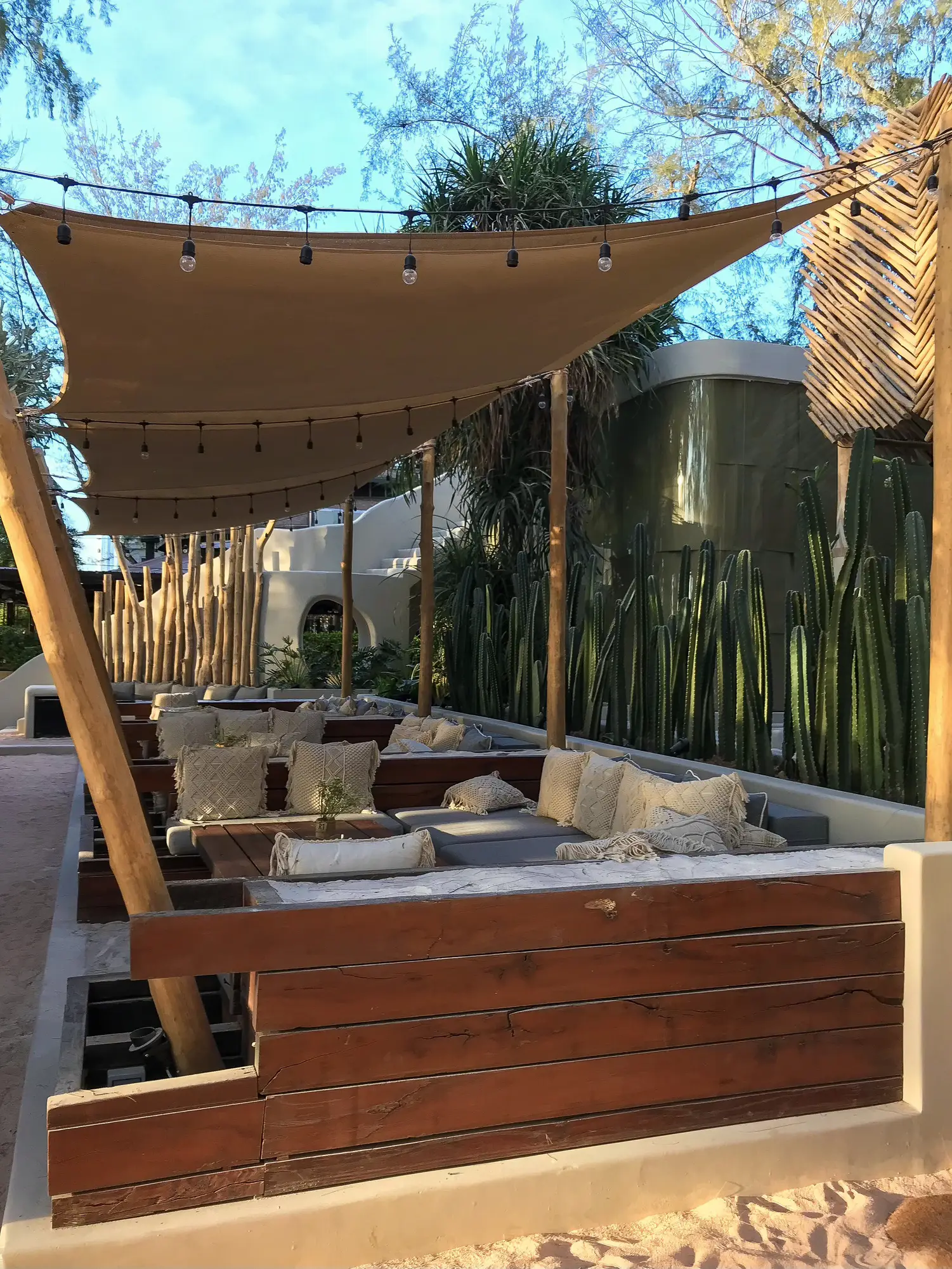 🌴🥥🌺ร้านริมชายหาด“Glass House Boho”พัทยา🌞 🌊 | แกลเลอรีที่โพสต์โดย ...