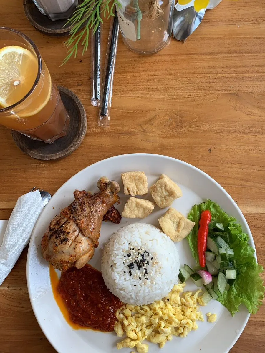 #Cafehopping #restaurantreview | แกลเลอรีที่โพสต์โดย Racun ootd lucu ...