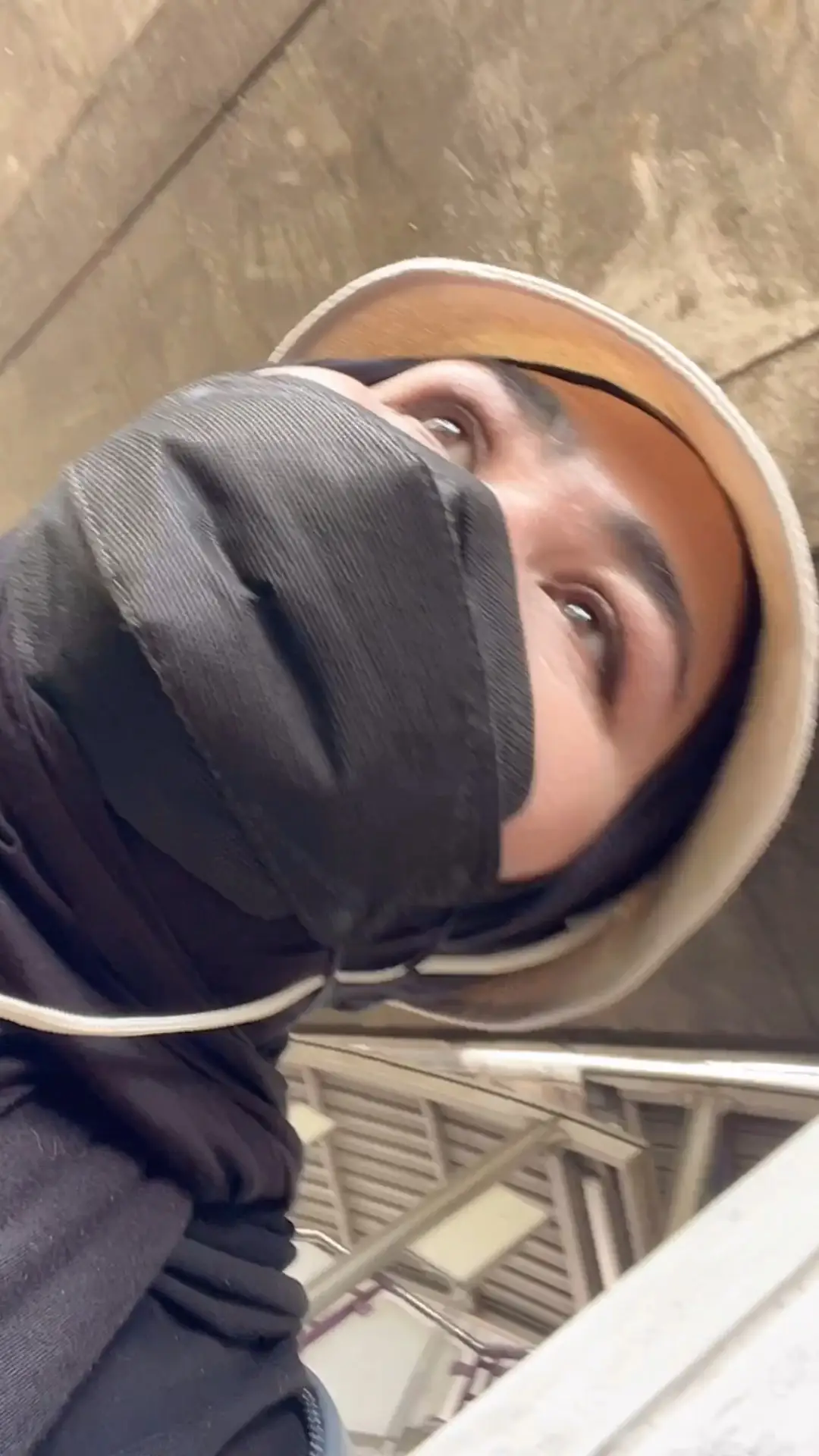 Sedangkan Ku bawa hati yang Sepi 😜 | Video diterbitkan oleh Masilla Isa | Lemon8