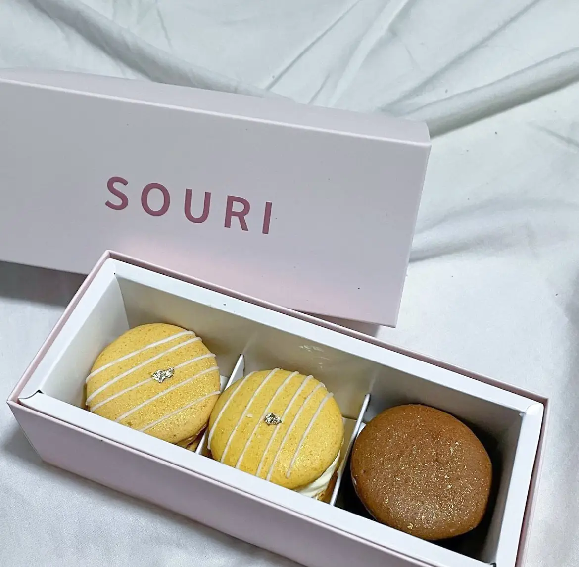 มาการองชื่อดัง “SOURI”🎀 | แกลเลอรีที่โพสต์โดย Fahsai sai🎀💗 | Lemon8