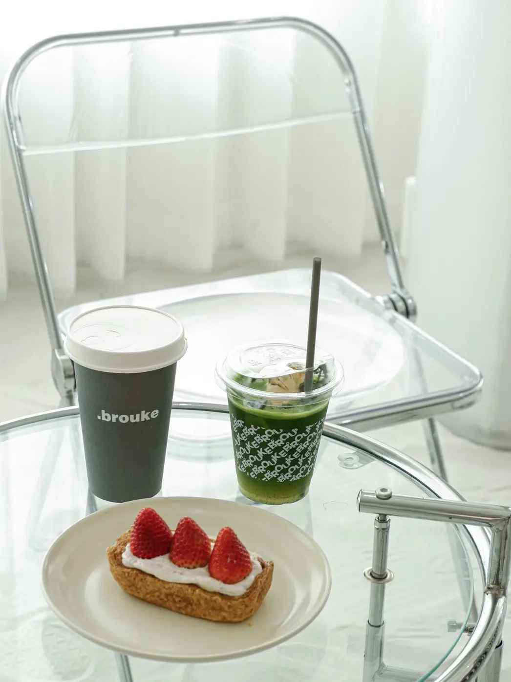 Cafe Pattaya เปิดใหม่ริมหาดจอมเทียน Brouke.cafe | แกลเลอรีที่โพสต์โดย Vivia | Lemon8