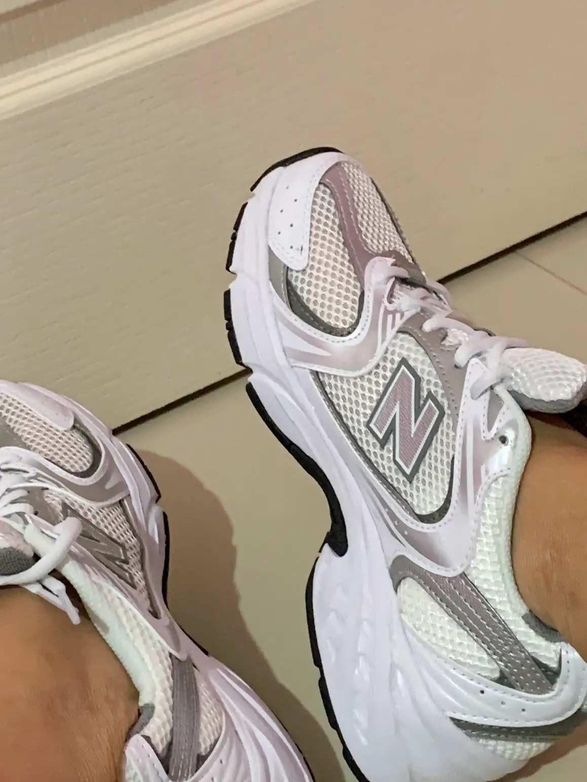 New balance MR530AD | แกลเลอรีที่โพสต์โดย 𝗚 𝗨𝗜𝗧𝗔𝗥 . | Lemon8