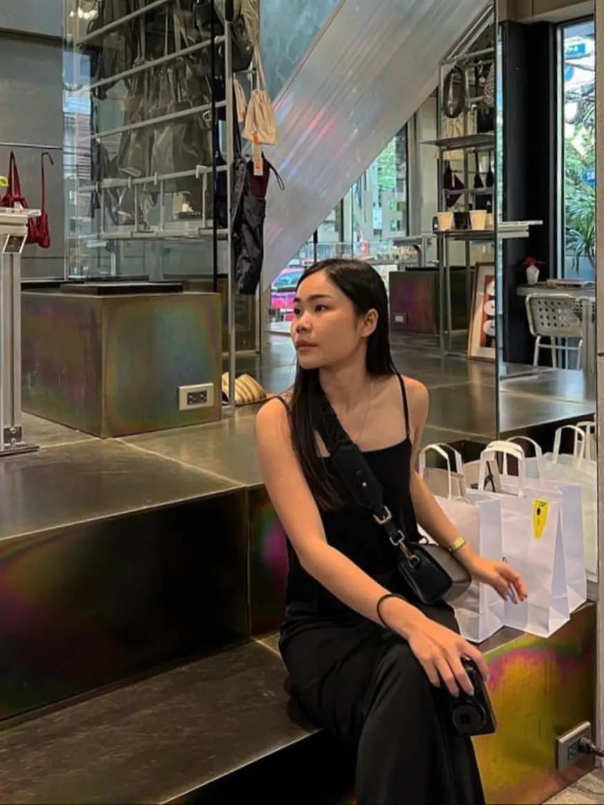 รีวิว กระเป๋าพิพัชรา แบรนด์ไทย รุ่นฮิต 👜 | แกลเลอรีที่โพสต์โดย Jiaey ♡︎🌻🌝 | Lemon8