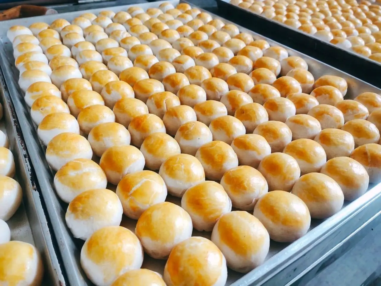 ขนมเปี๊ยะฝอยทองไข่เค็ม อร่อยเกินราคา ‼️ | แกลเลอรีที่โพสต์โดย Happy ...