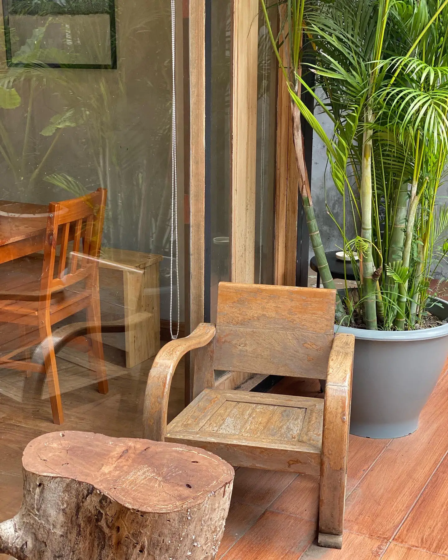 มารีวิวคาเฟ่ใกล้mrtสีม่วงย่านนนทบุรีค้าบ | แกลเลอรีที่โพสต์โดย Beam | Lemon8