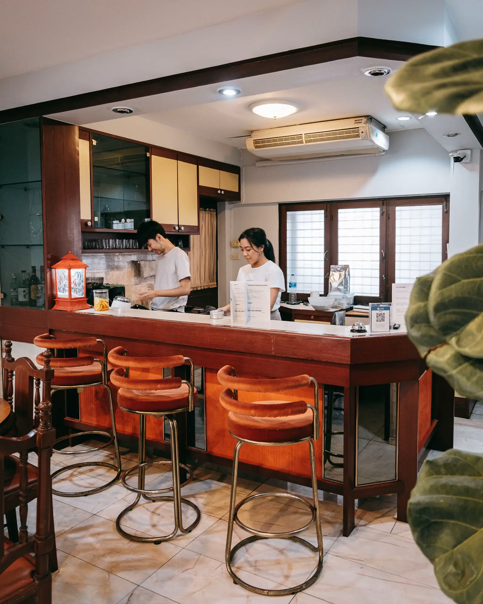 Wanwan Coffee Roaster (Day Day) New Open Cafe Sukhumvit 62 | Gallery ...