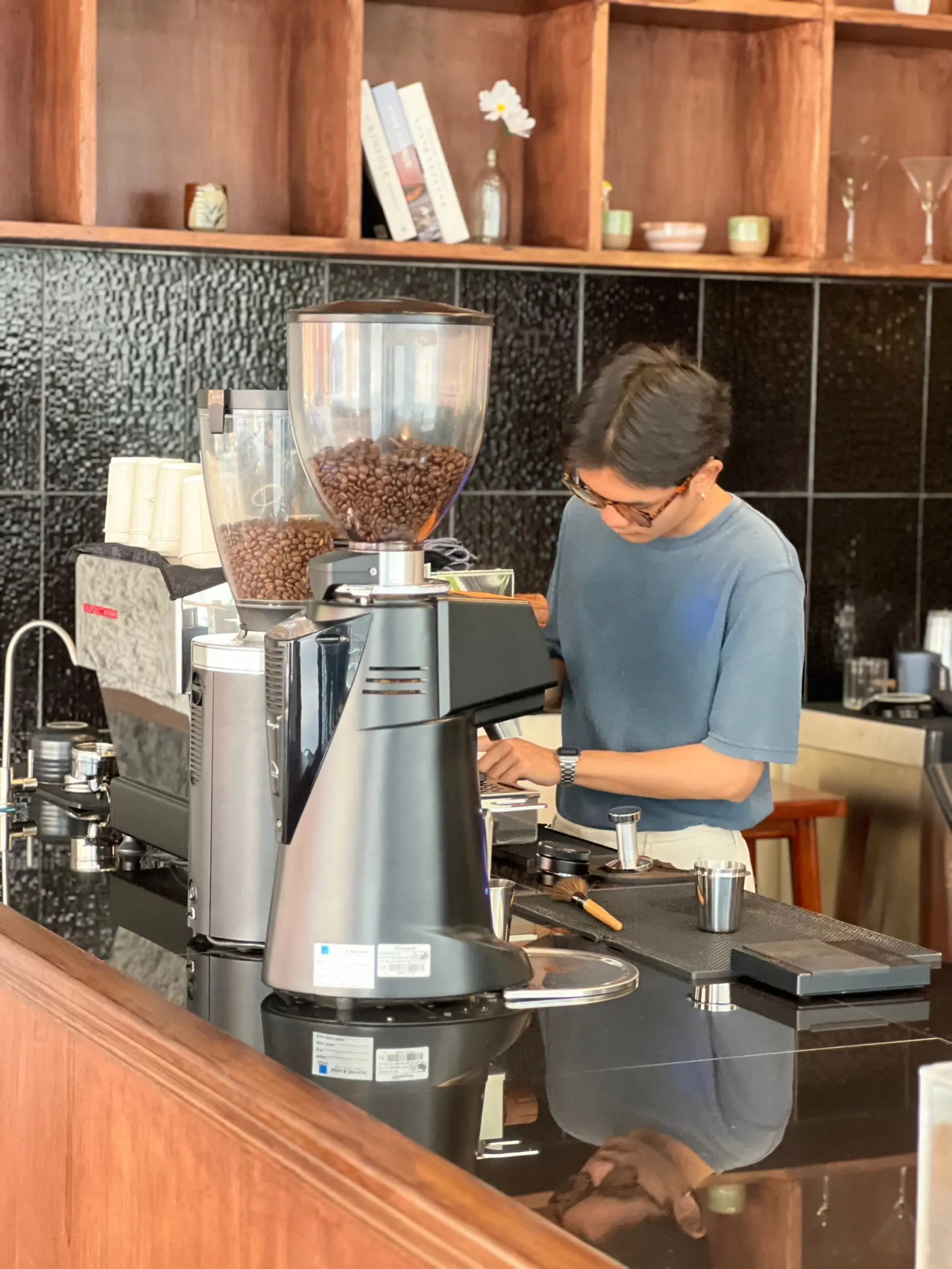 Layers cafe | แกลเลอรีที่โพสต์โดย Meaw.wang | Lemon8