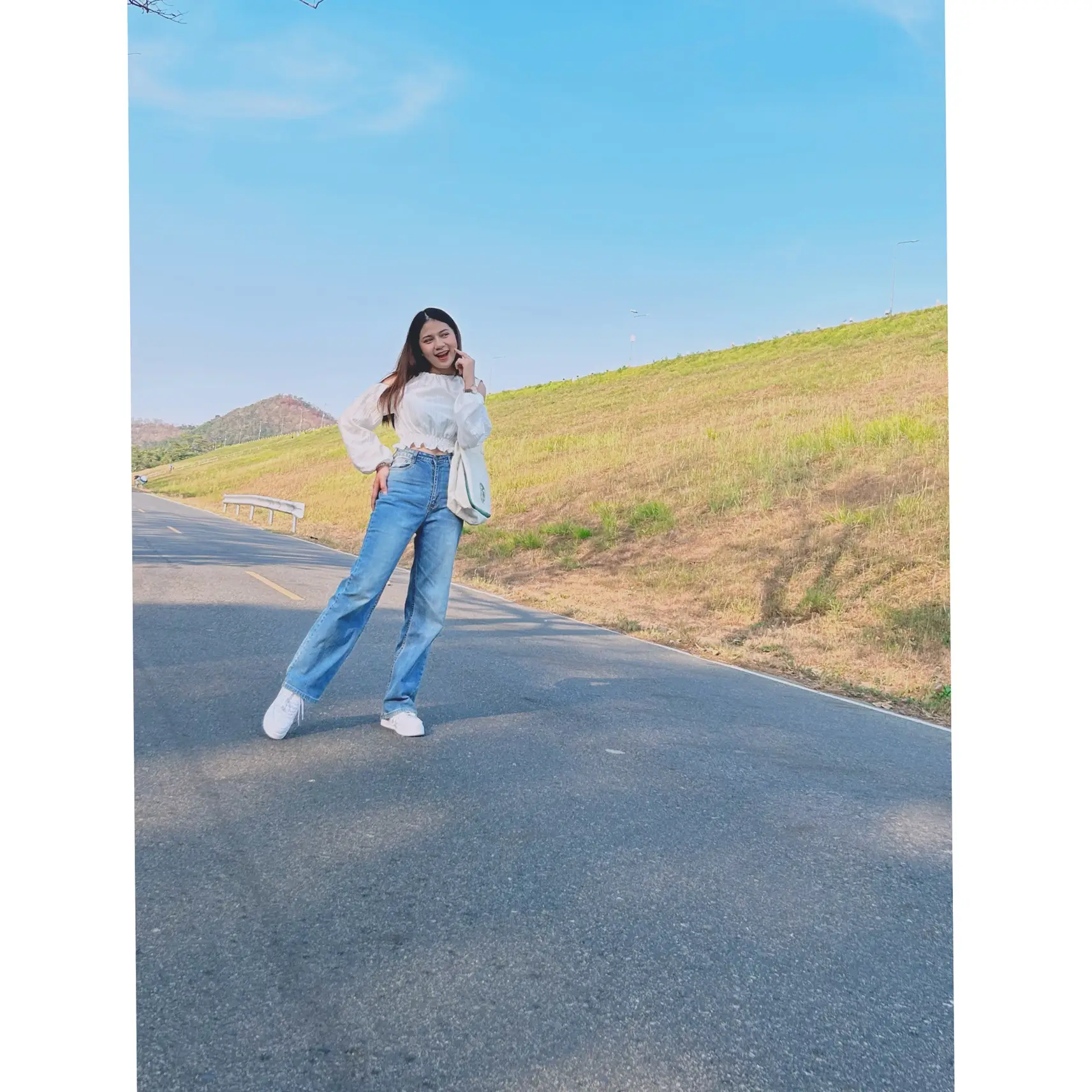 รีวิวสถานที่ถ่ายรูป(อ่างเก็บน้ำบางพระ) | แกลเลอรีที่โพสต์โดย Juree | Lemon8