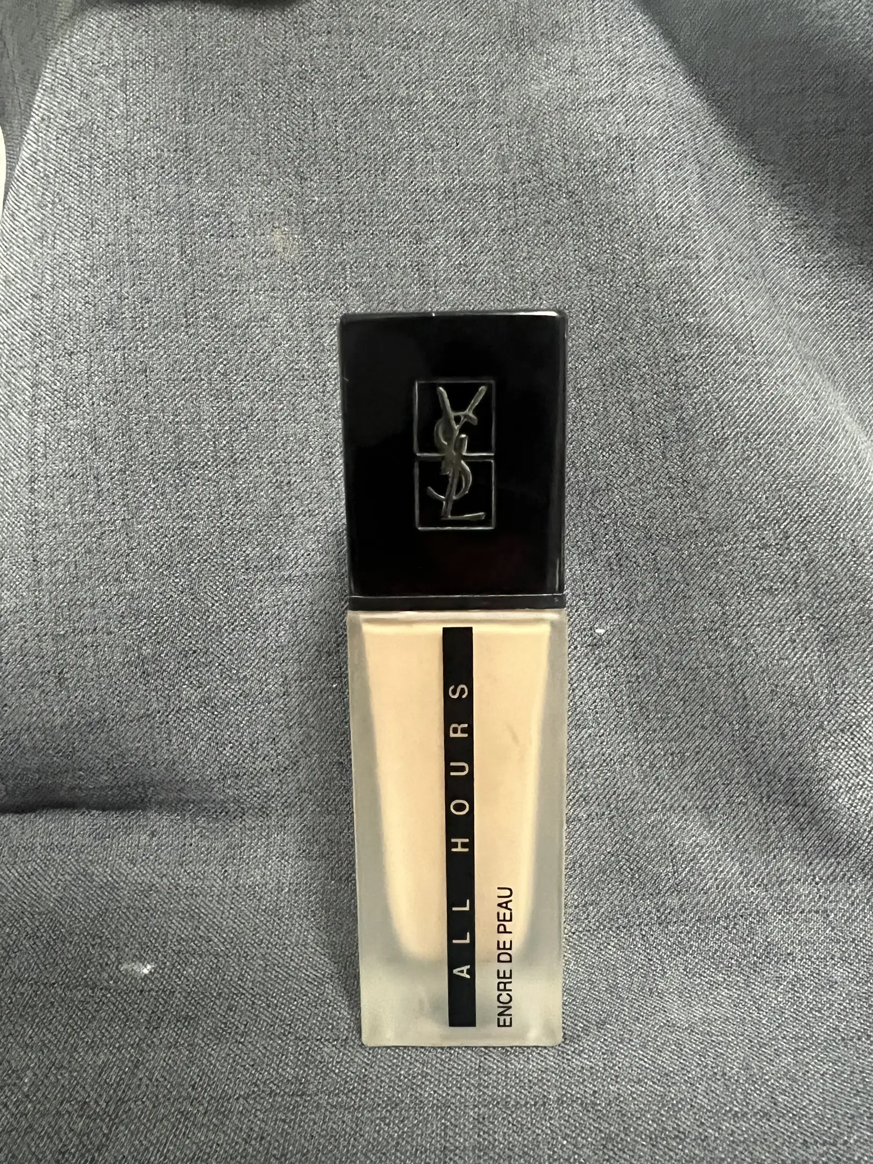 Ysl foundation - all hours รีวิว | แกลเลอรีที่โพสต์โดย Ploy 🎠 | Lemon8