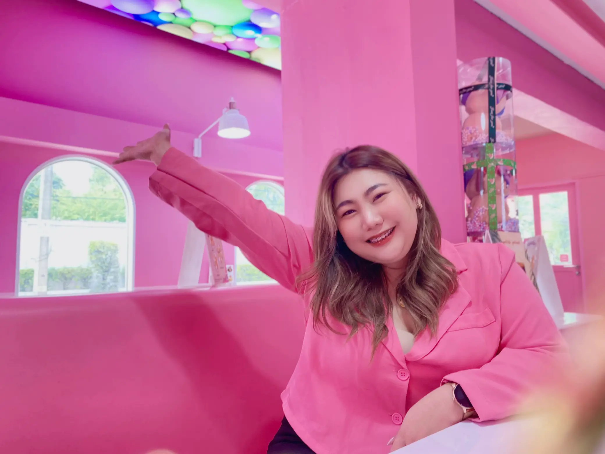 Anna Cafe & Bistro คาเฟ่สีชมพูพิ้งค์💗 | แกลเลอรีที่โพสต์โดย Yy | Lemon8