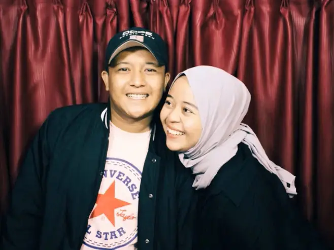 Ide pose photobooth bareng pacar | Galeri diposting oleh Iga Nurjannah ...