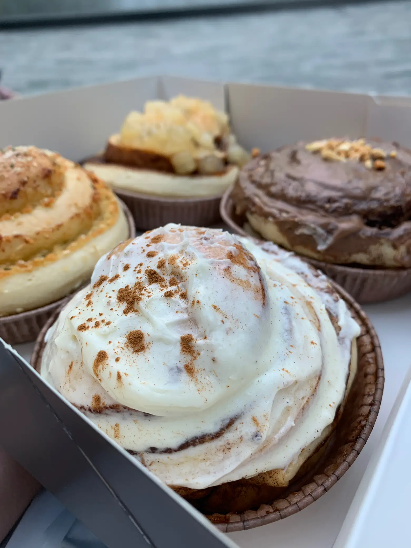 rrooll | cinnamon rolls @ jewel | Gallery posted by alicia ⋆⁺₊⋆ ☁︎ | Lemon8