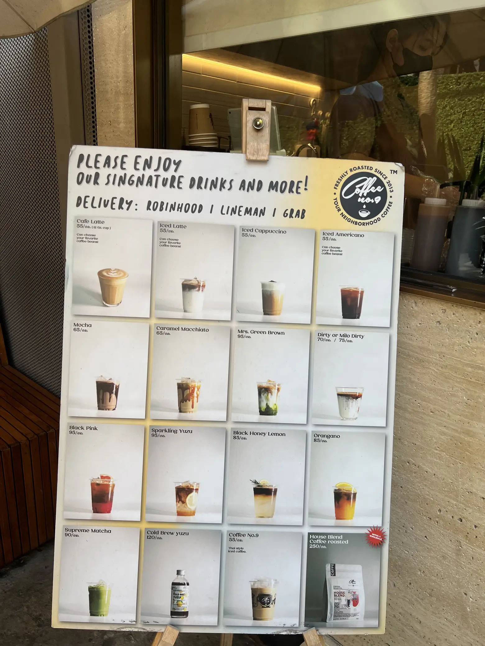 รีวิวคาเฟ่ : Coffee No.9 (ย่านอารีย์) | แกลเลอรีที่โพสต์โดย 🄱🄴🄰🅄🅃🅈 🎀 | Lemon8