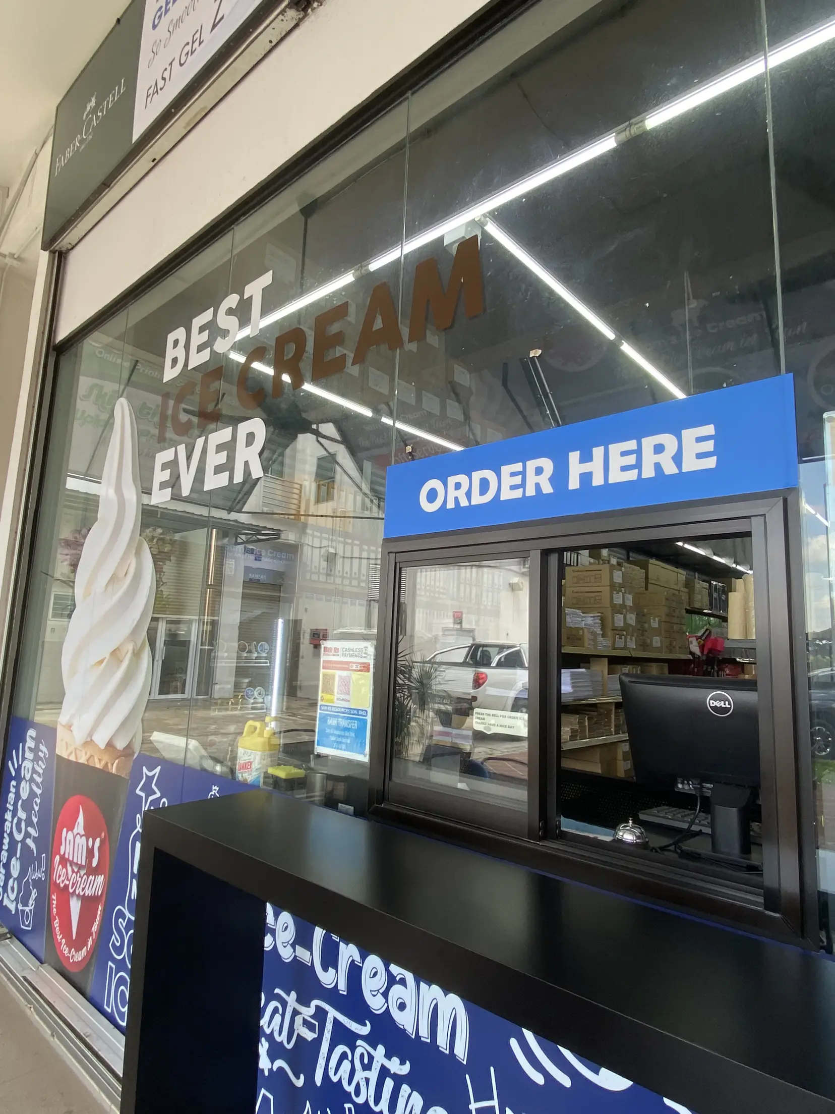 Kuching | Sam’s Ice Cream | Galeri disiarkan oleh Catzz | Lemon8