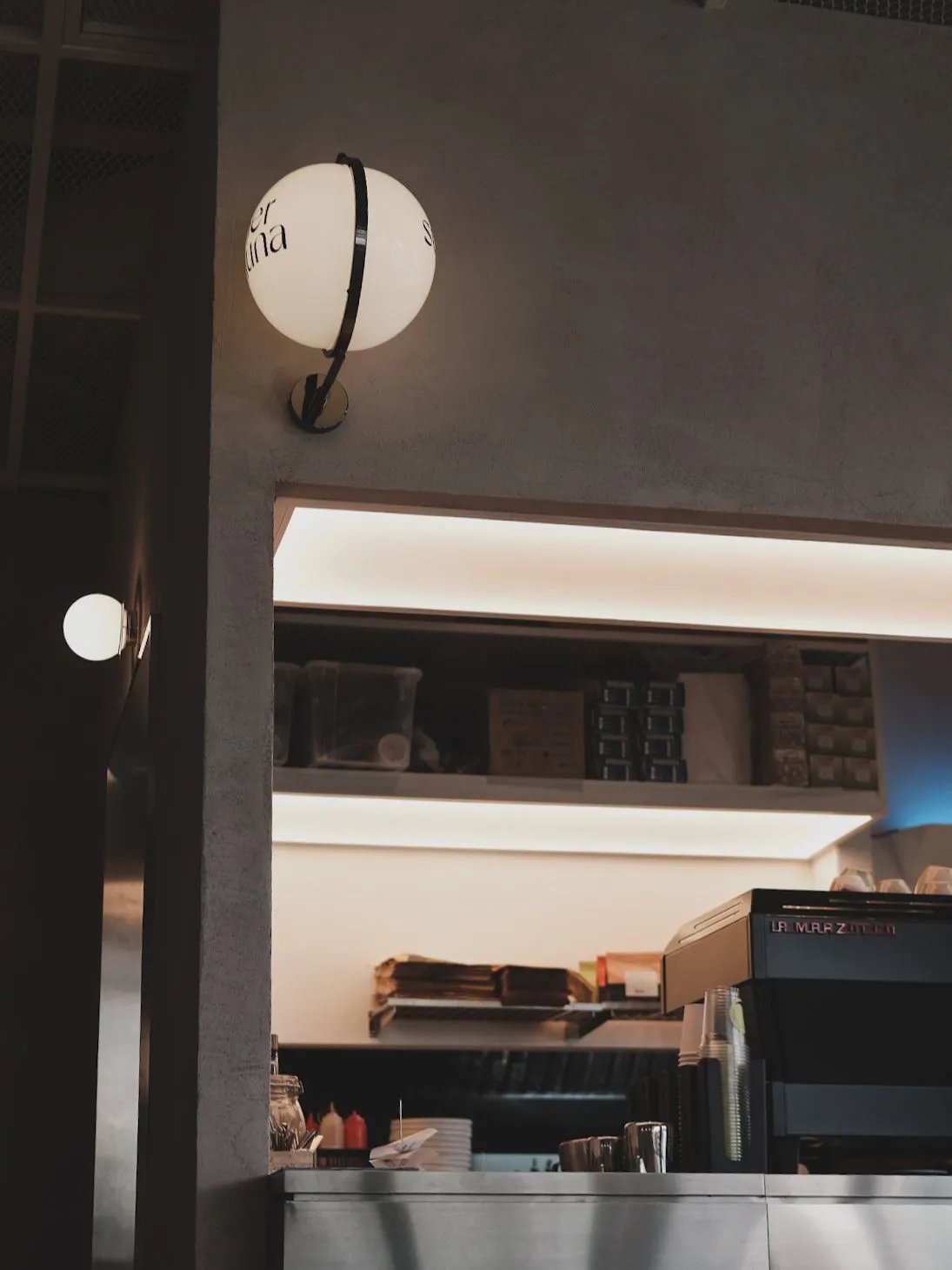 🇲🇾 Cafe to visit at KL Eco City Mall | Galeri disiarkan oleh aisucream ...
