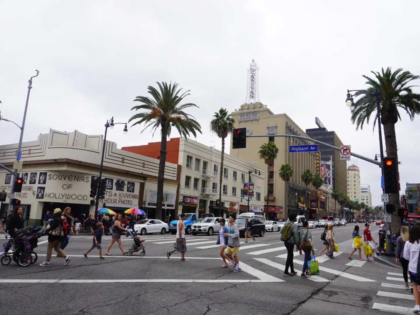 Hollywood walk of frame LA 🪩🤩⭐️ | แกลเลอรีที่โพสต์โดย UNUNTK 🌈 | Lemon8