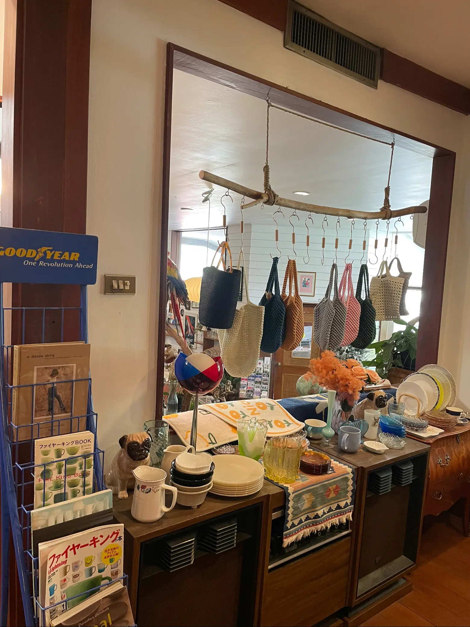 Blue Wild Space , Sukhumvit 36 | แกลเลอรีที่โพสต์โดย kkhemii | Lemon8