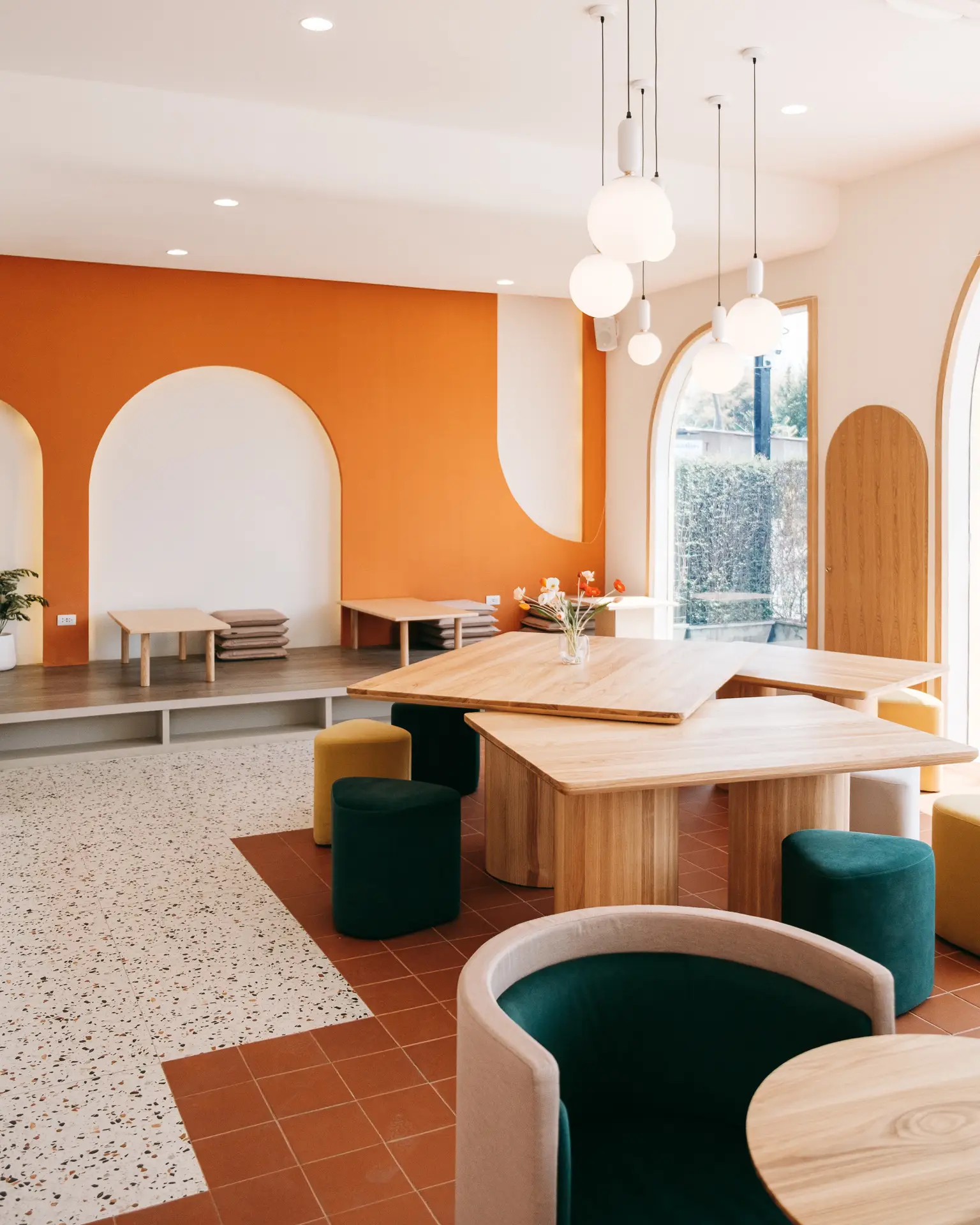 Gathering Cafe คาเฟ่ & Board Game ทรงชีสสีครีมน่ารัก 🧀 | แกลเลอรีที่โพสต์โดย Rattomarty | Lemon8