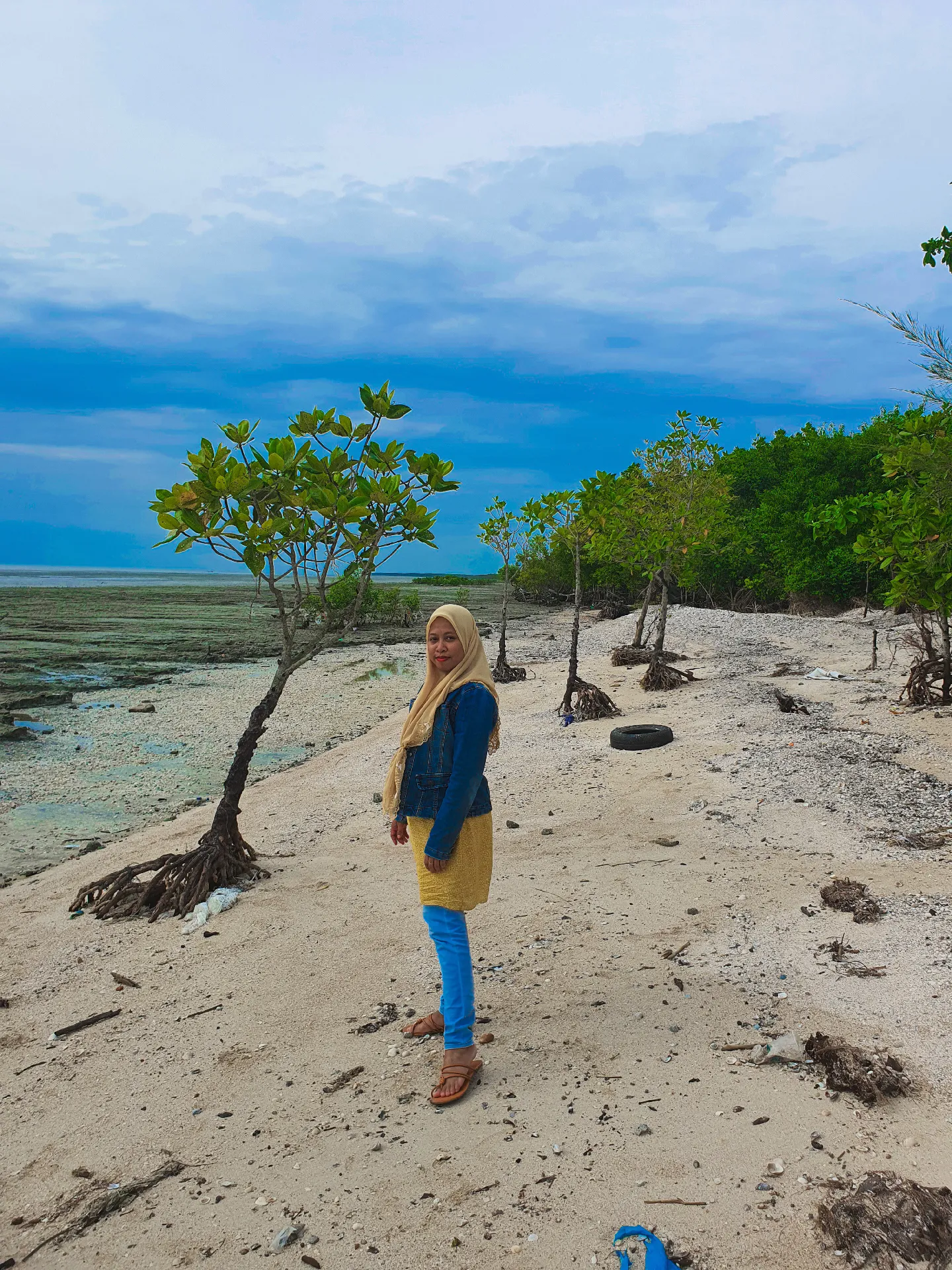 Singgah Pantai Sungai Kajang | Galeri disiarkan oleh Atie Ben | Lemon8