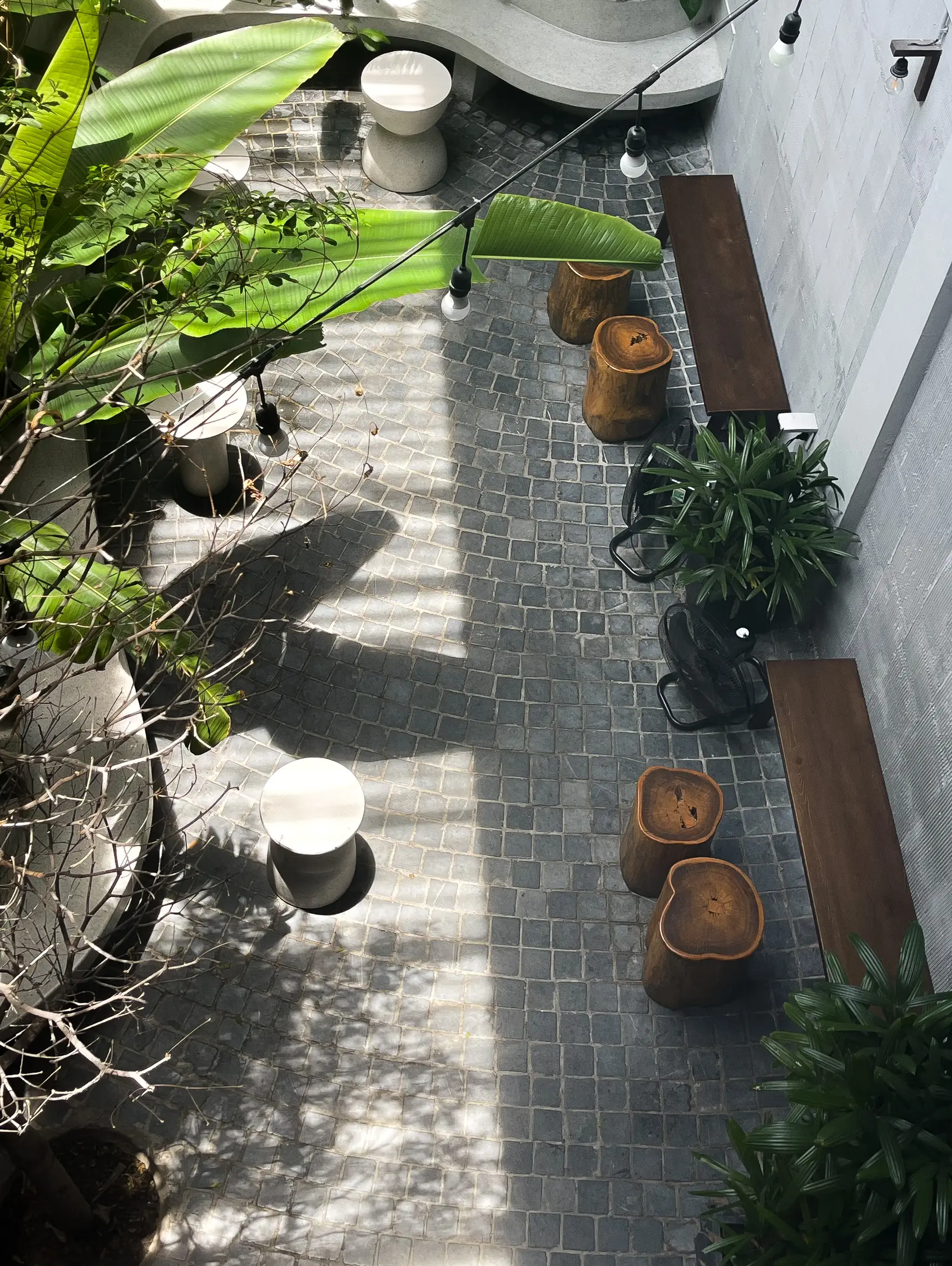 Cafe Hopping In Da Nang ☕️ | แกลเลอรีที่โพสต์โดย Pr.lalita | Lemon8