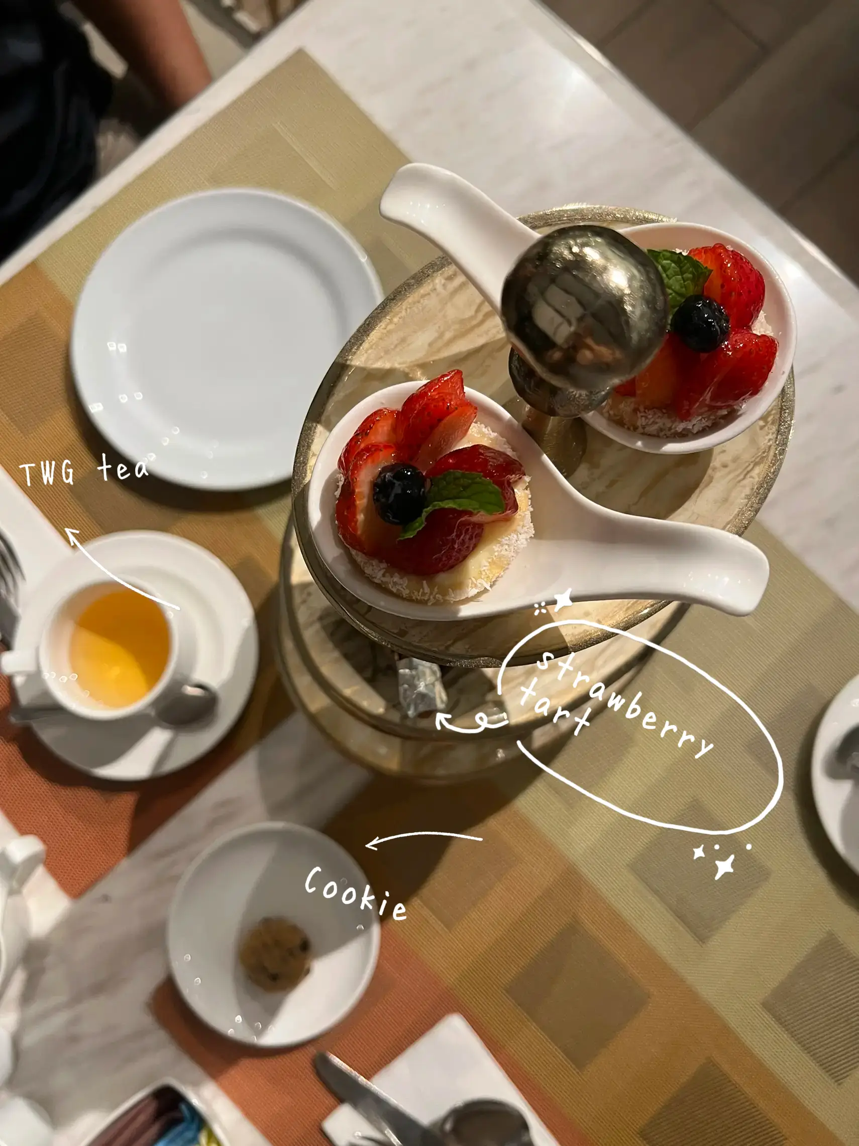 Afternoon tea at Amari Don Mueang Airport Hotel | แกลเลอรีที่โพสต์โดย ...