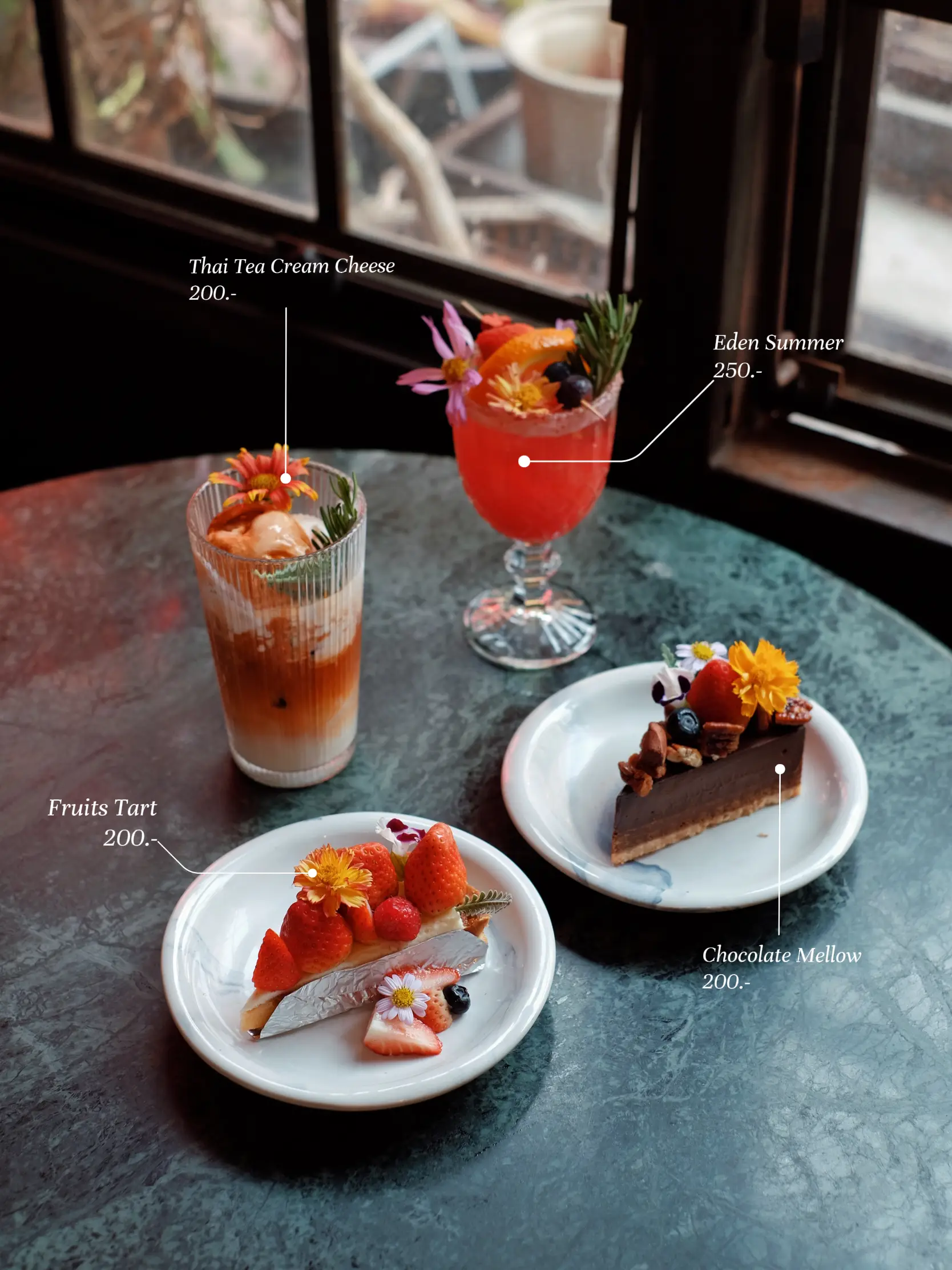 Wallflowers Cafe and Bar คาเฟ่ดังย่านเยาวราช | แกลเลอรีที่โพสต์โดย ...