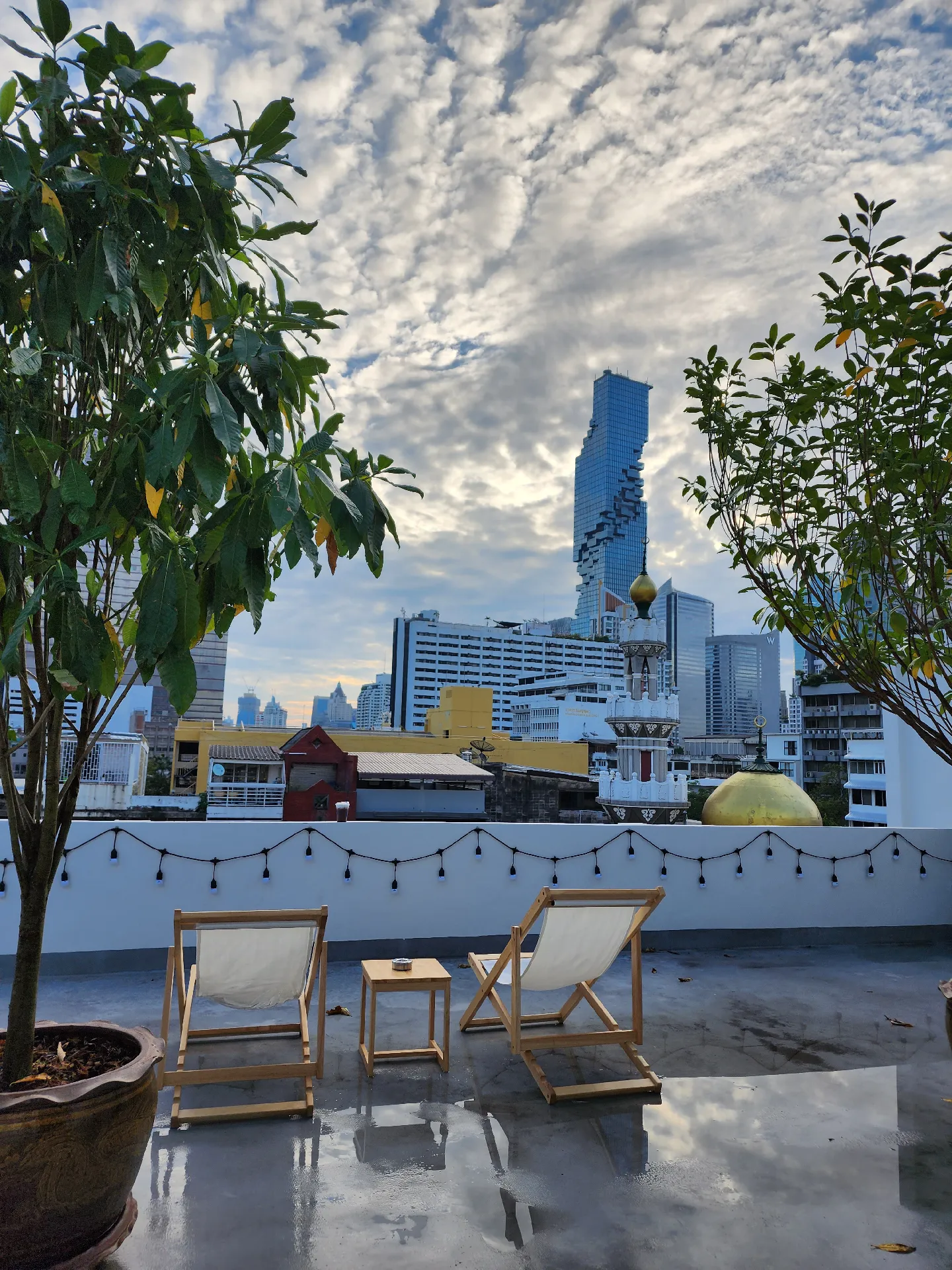 [รีวิวคาเฟ่] คาเฟ่ลับวิวโครตดีย่านสีลม 22 | แกลเลอรีที่โพสต์โดย INICKY_AD | Lemon8