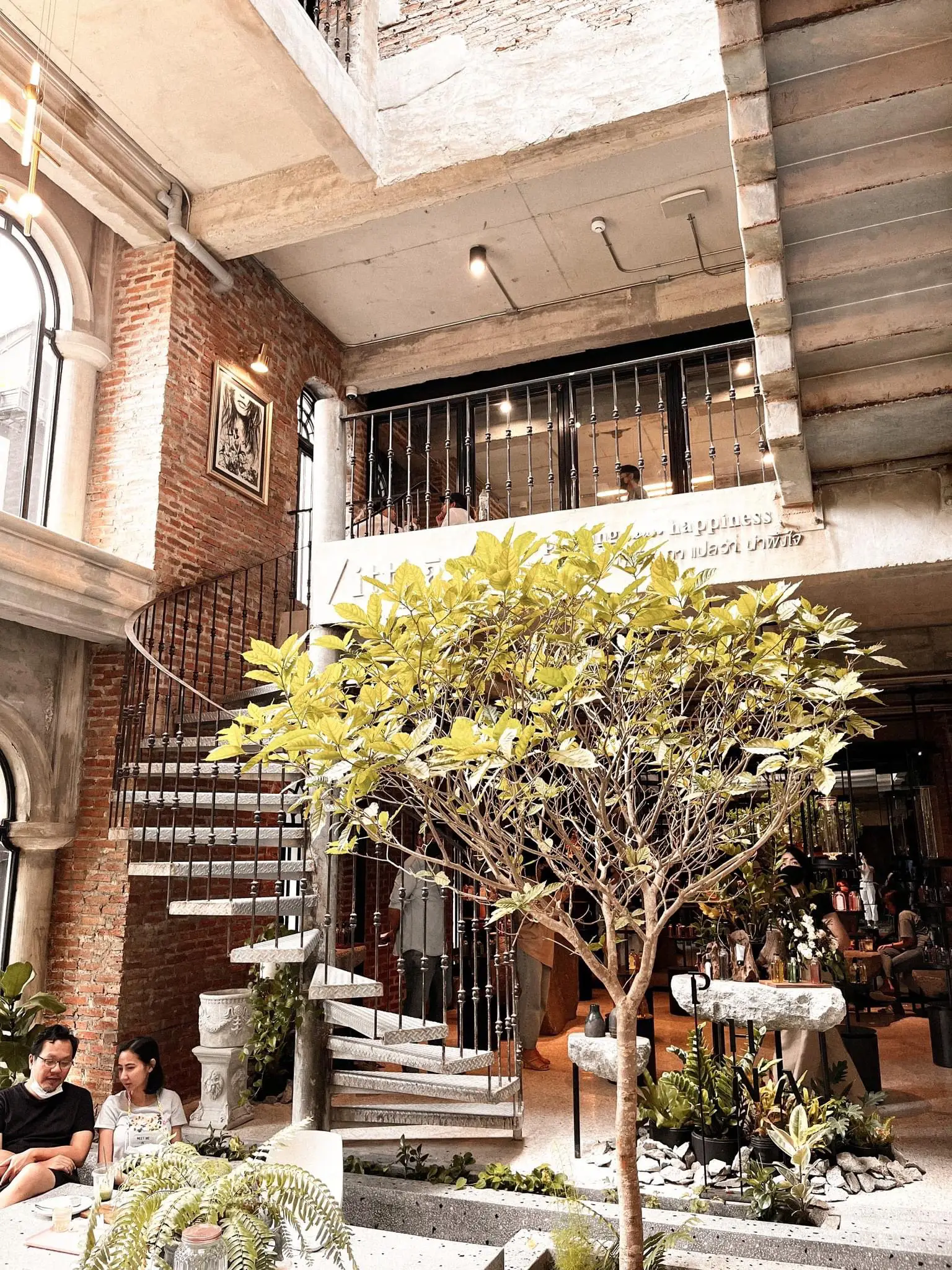 Ittha Boutique Cafe | แกลเลอรีที่โพสต์โดย Your. Place | Lemon8