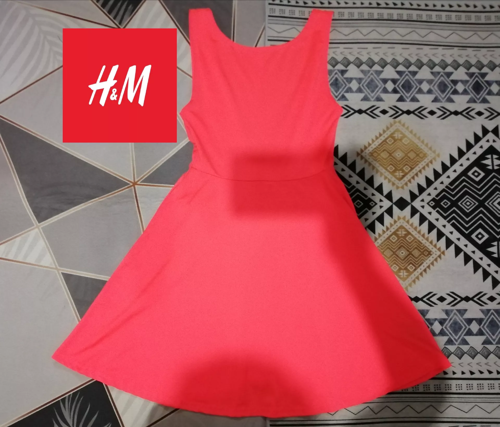 1️⃣0️⃣0️⃣ส่งฟรี🧸H&M🧸เดรส🧸สีส้มนีออน🧸 | แกลเลอรีที่โพสต์โดย _gigigig ...