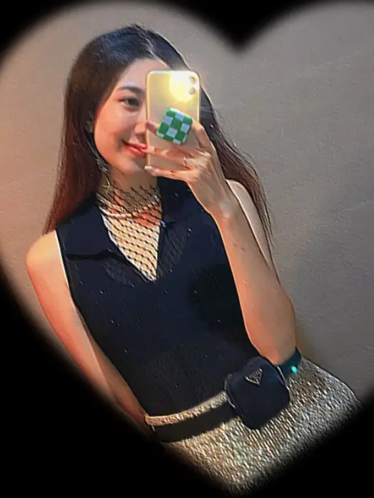 Black & Glitter ไปยังไงดีตีมนี้ | แกลเลอรีที่โพสต์โดย babe ♡ | Lemon8