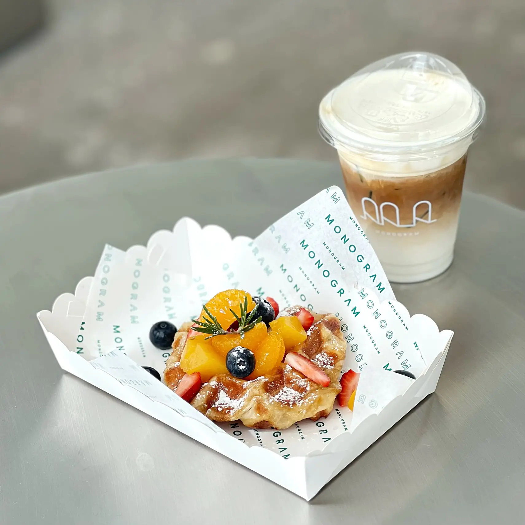 Monogram cafe เขาใหญ่ คาเฟ่โทนขาว | แกลเลอรีที่โพสต์โดย Eatviewgo | Lemon8