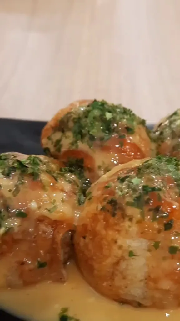 TAKOYAKI | Video dipublikasikan oleh Nouna Riswa | Lemon8