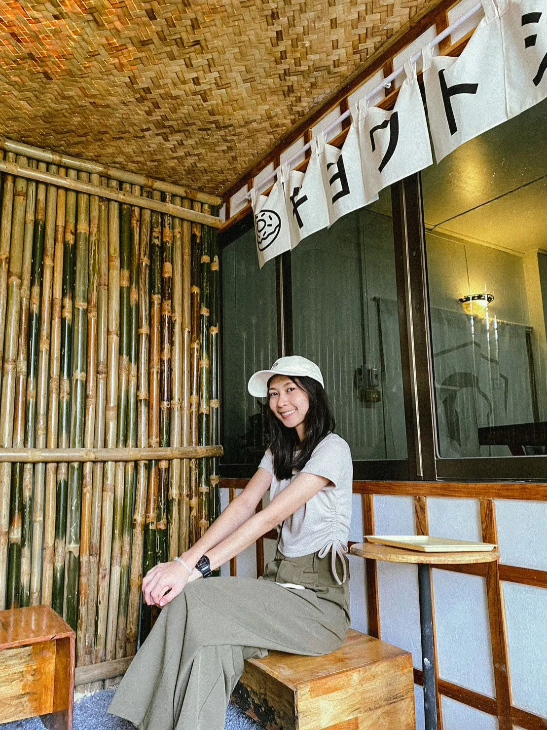 คาเฟ่ใหม่ในอยุธยา 🍩🎏 | แกลเลอรีที่โพสต์โดย NOOKKY | Lemon8