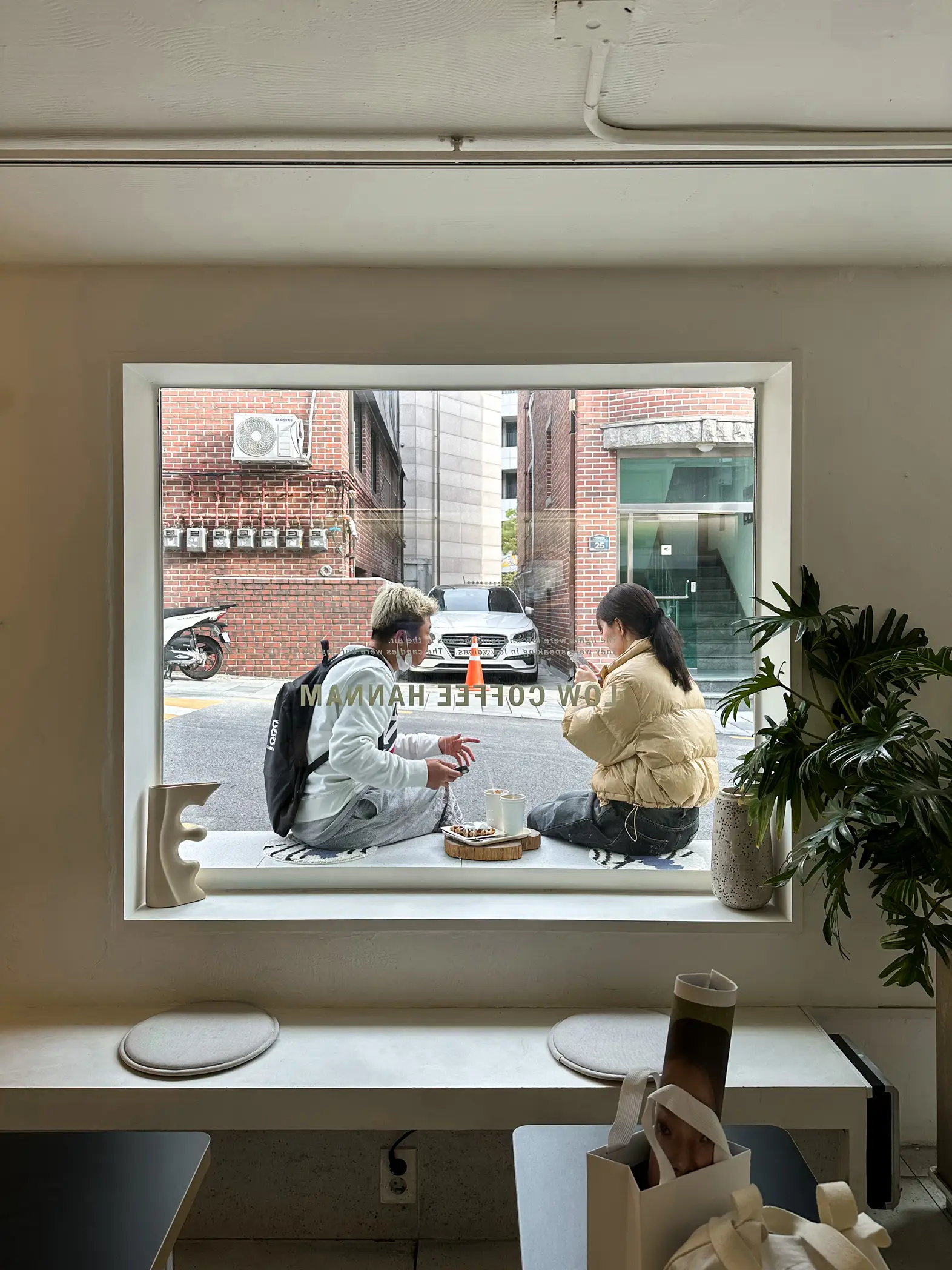 #cafehopping Hannam-dong ย่าน Hype ในโซล | แกลเลอรีที่โพสต์โดย bw ...