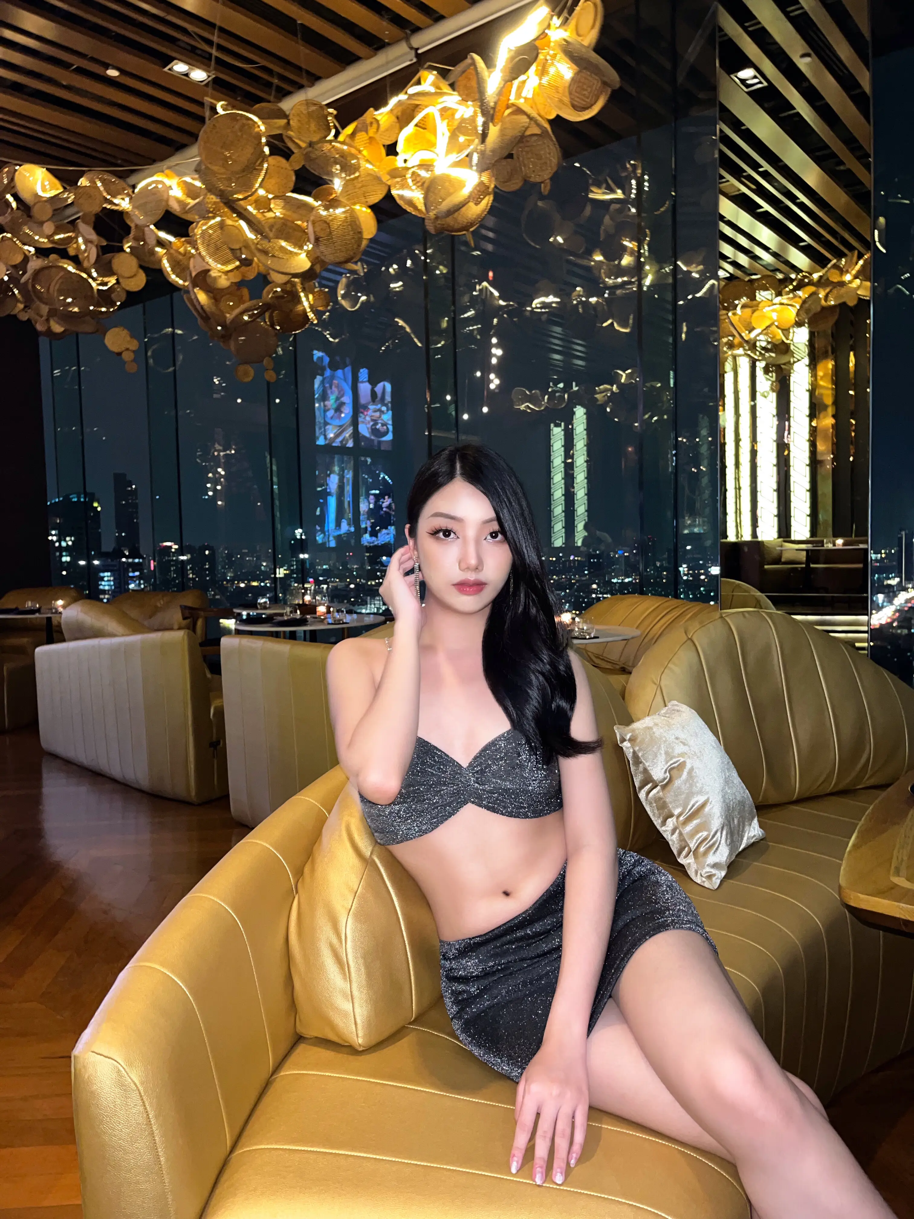 SEEN | Rooftop สุดลักชู ริมแม่น้ำเจ้าพระยา 🌊 | แกลเลอรีที่โพสต์โดย Hammie Yoon | Lemon8