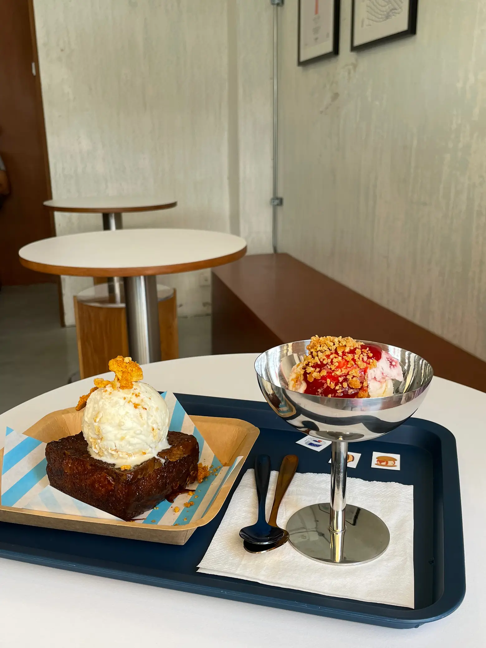 🍦🤍LYKE&LIA ร้านคราฟไอศกรีมที่โคตรน่ารักกก🍨🫶🏻 | แกลเลอรีที่โพสต์โดย ...