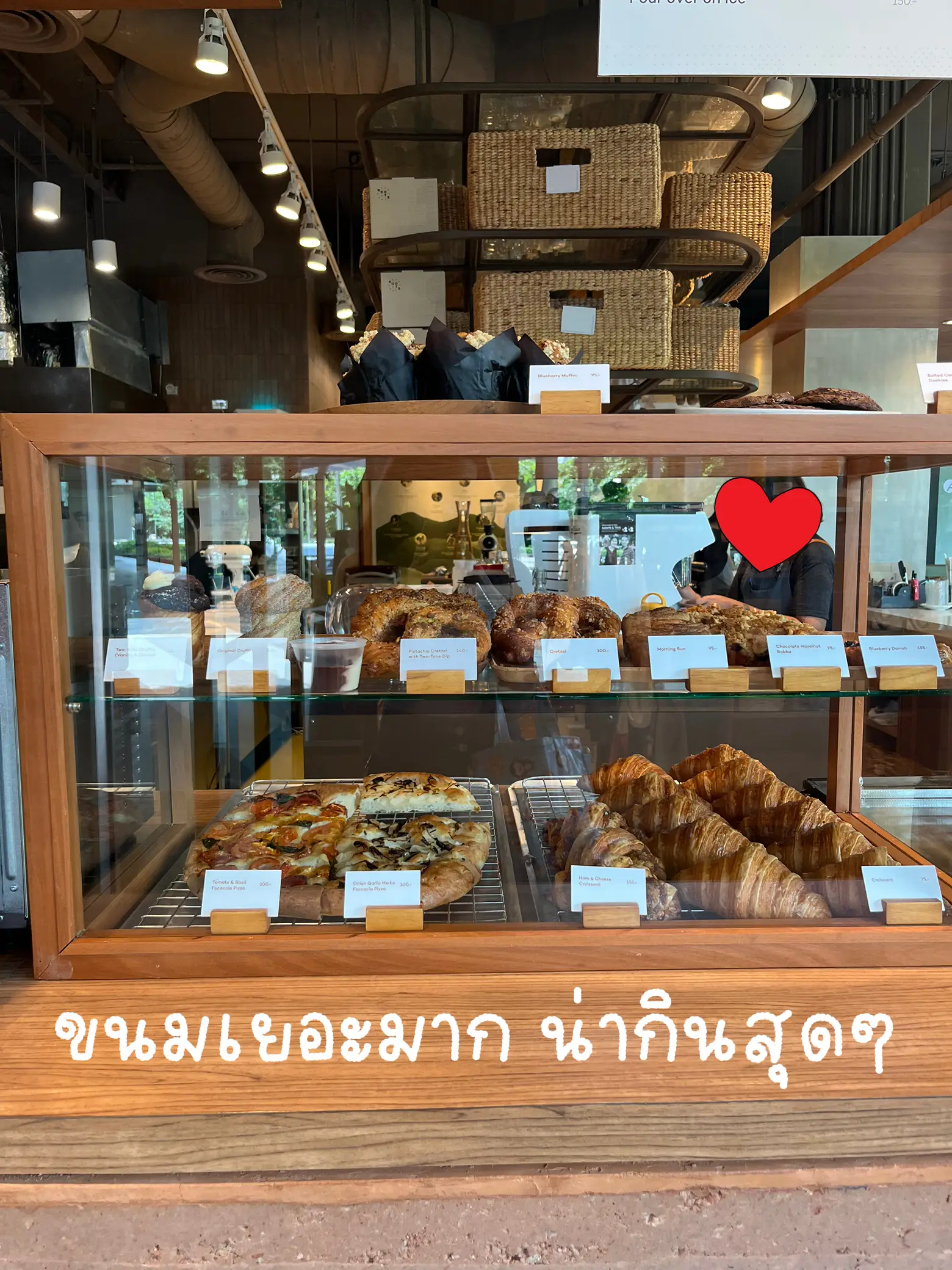 Roots ไม่ได้มีดีแค่กาแฟ!! | แกลเลอรีที่โพสต์โดย n.🤍 | Lemon8