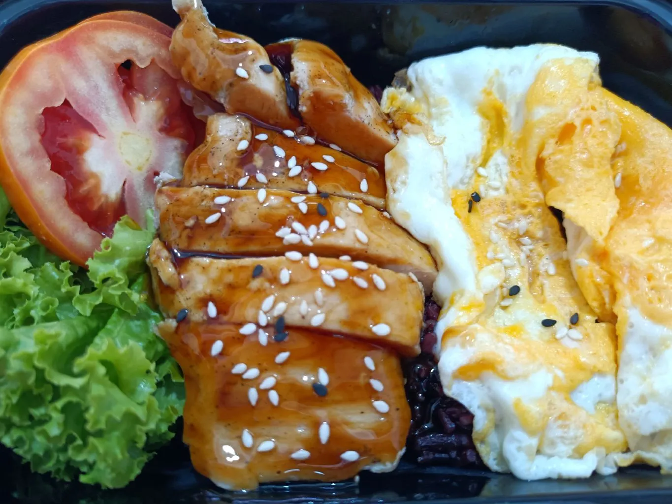 ข้าวหน้าไก่เทอริยากิไข่ข้น | Gallery posted by Thanapron | Lemon8