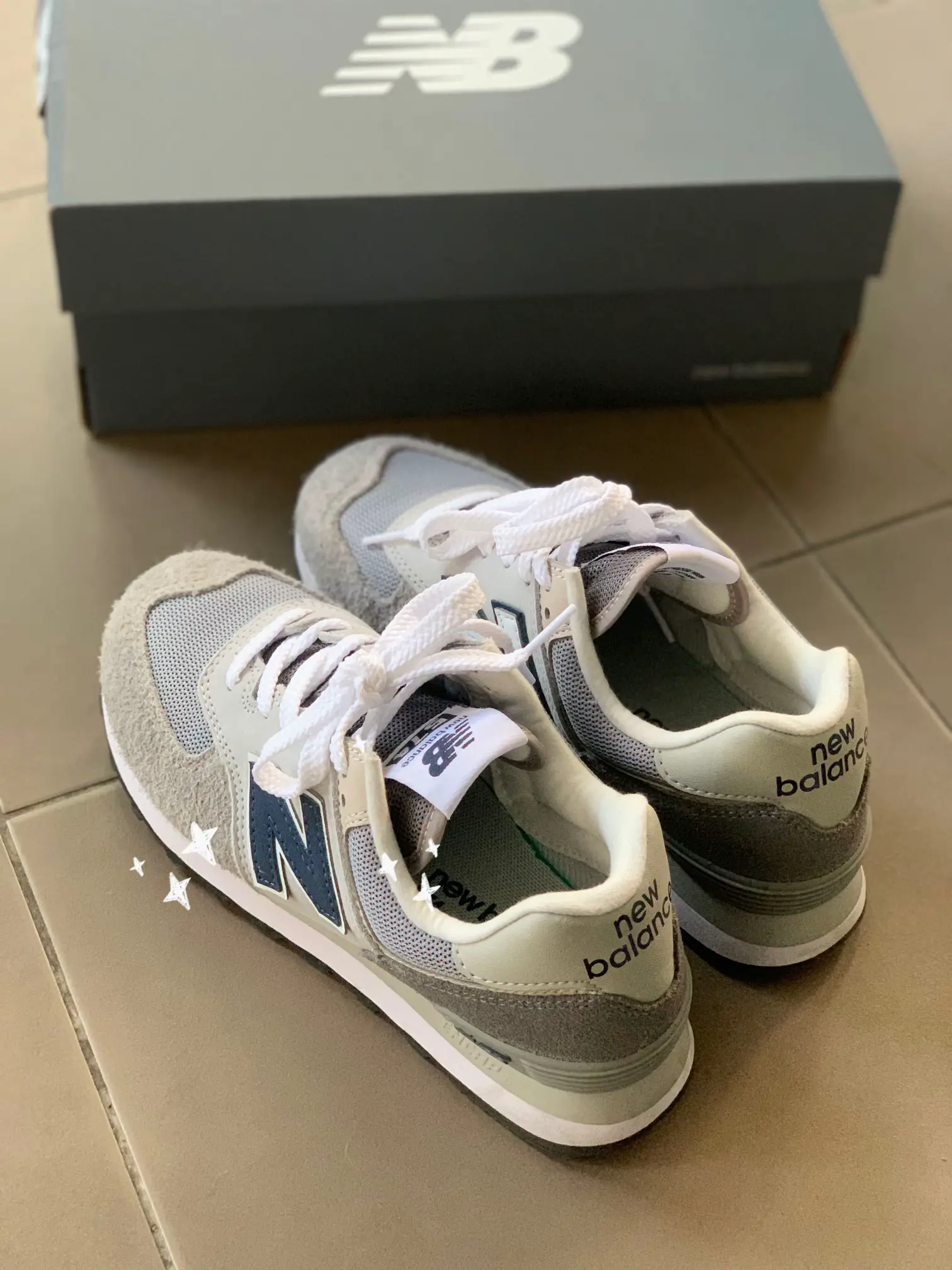 Review | New balance 574 👟 ใส่สบายไม่ซ้ำใคร 🤣 | แกลเลอรีที่โพสต์โดย ...