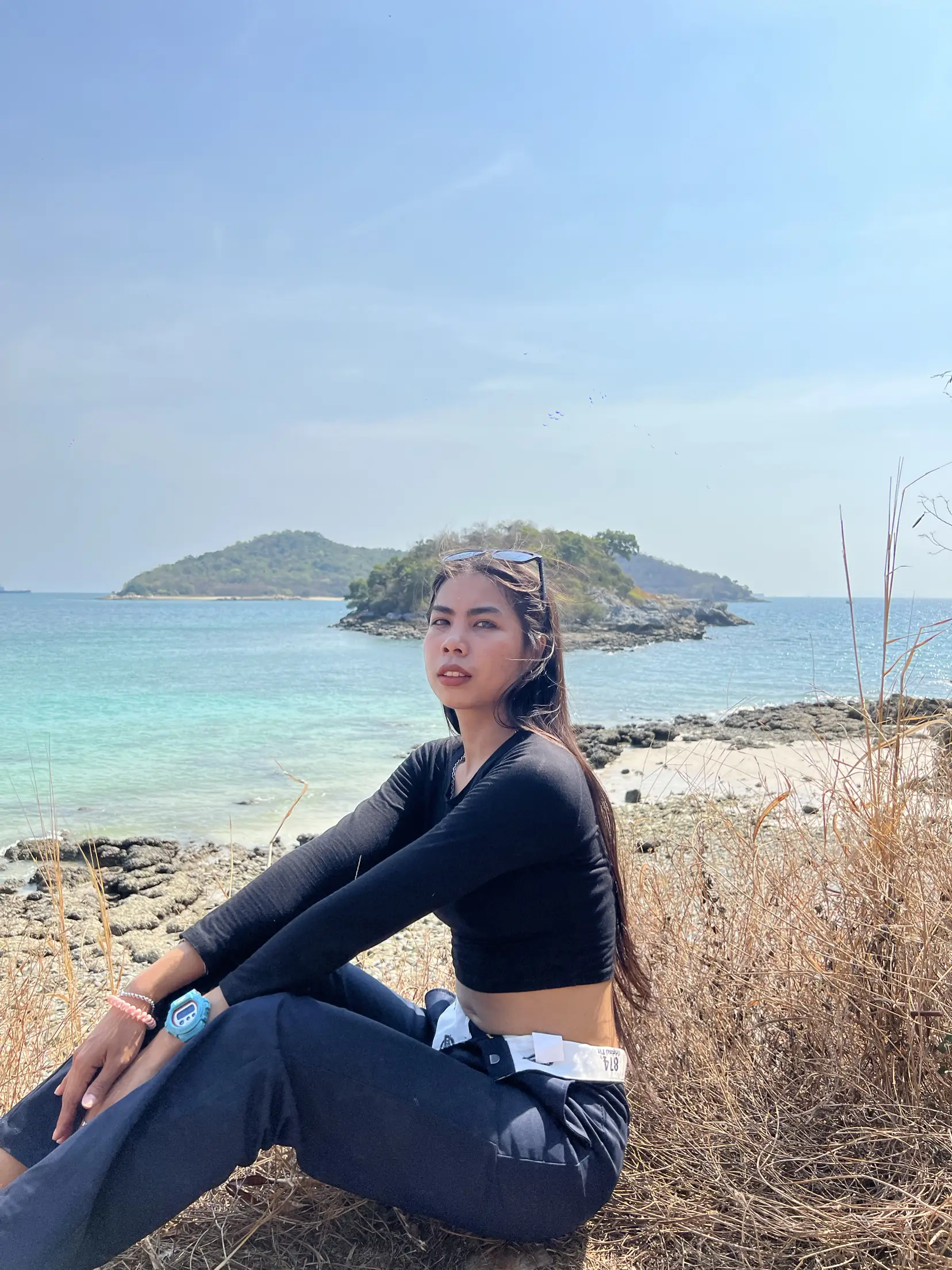 มุมถ่ายรูปสวยๆบนเกาะสีชัง | แกลเลอรีที่โพสต์โดย Nadear | Lemon8