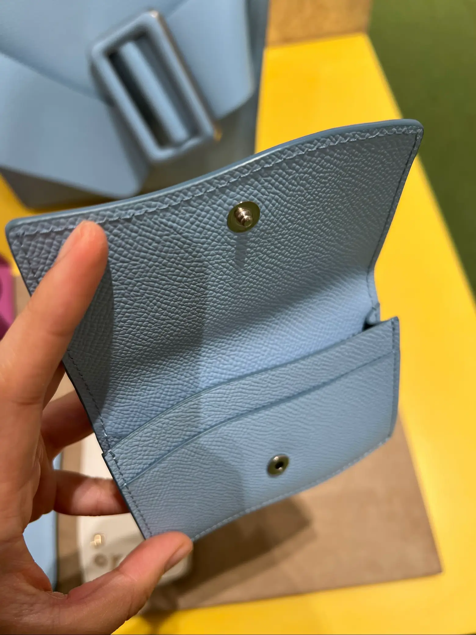 พาส่อง ! Boyy Bag. รุ่นใหม่ น่ารักทั้งกระเป๋าและราคา | แกลเลอรีที่โพสต์ ...