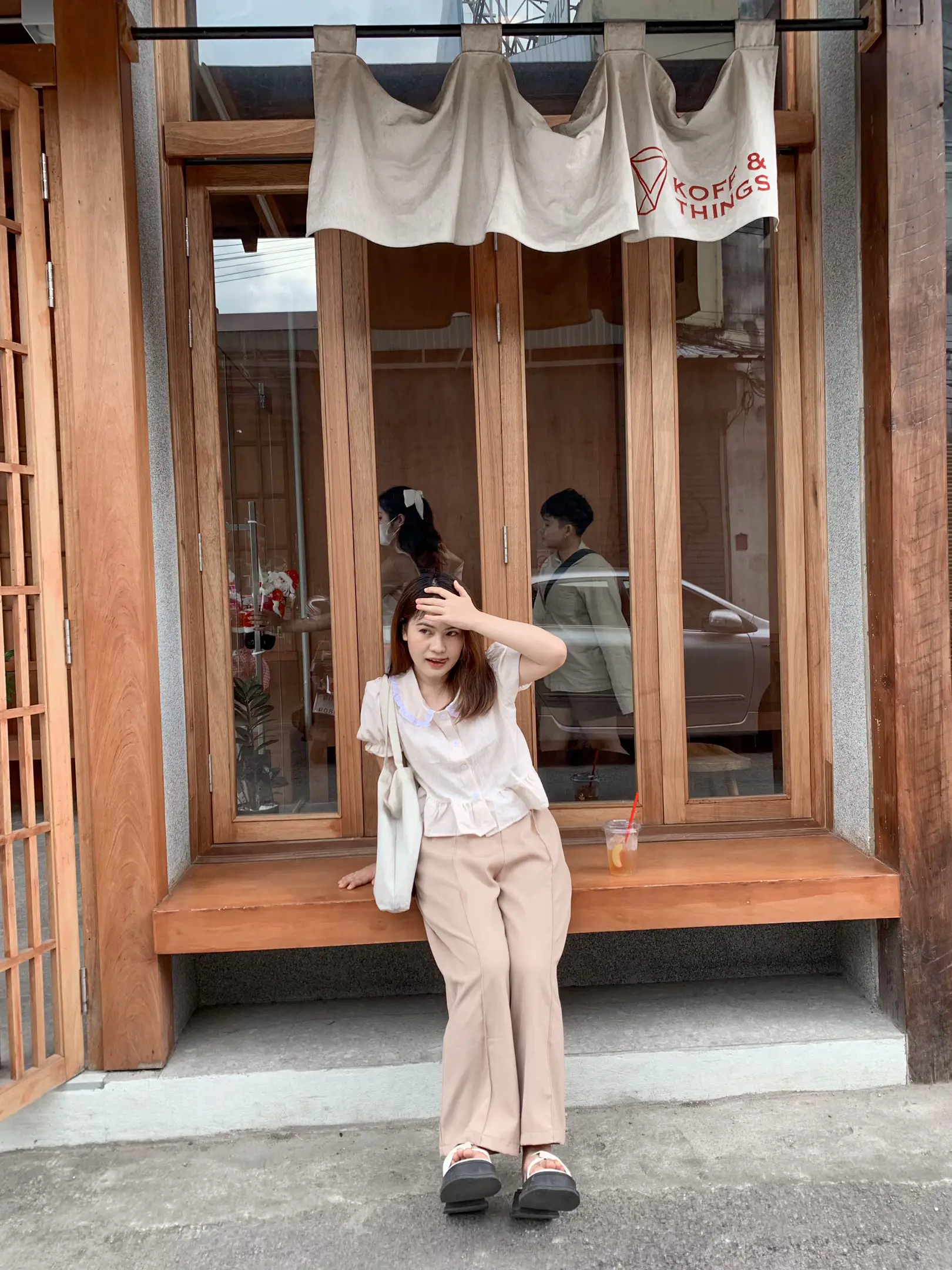 OOTD | ไอเดียแต่งตัวมินิมอลสไตล์ 155 CM 🐰🤟🏻🌷 | แกลเลอรีที่โพสต์โดย nunnoooo🐰🥯 | Lemon8