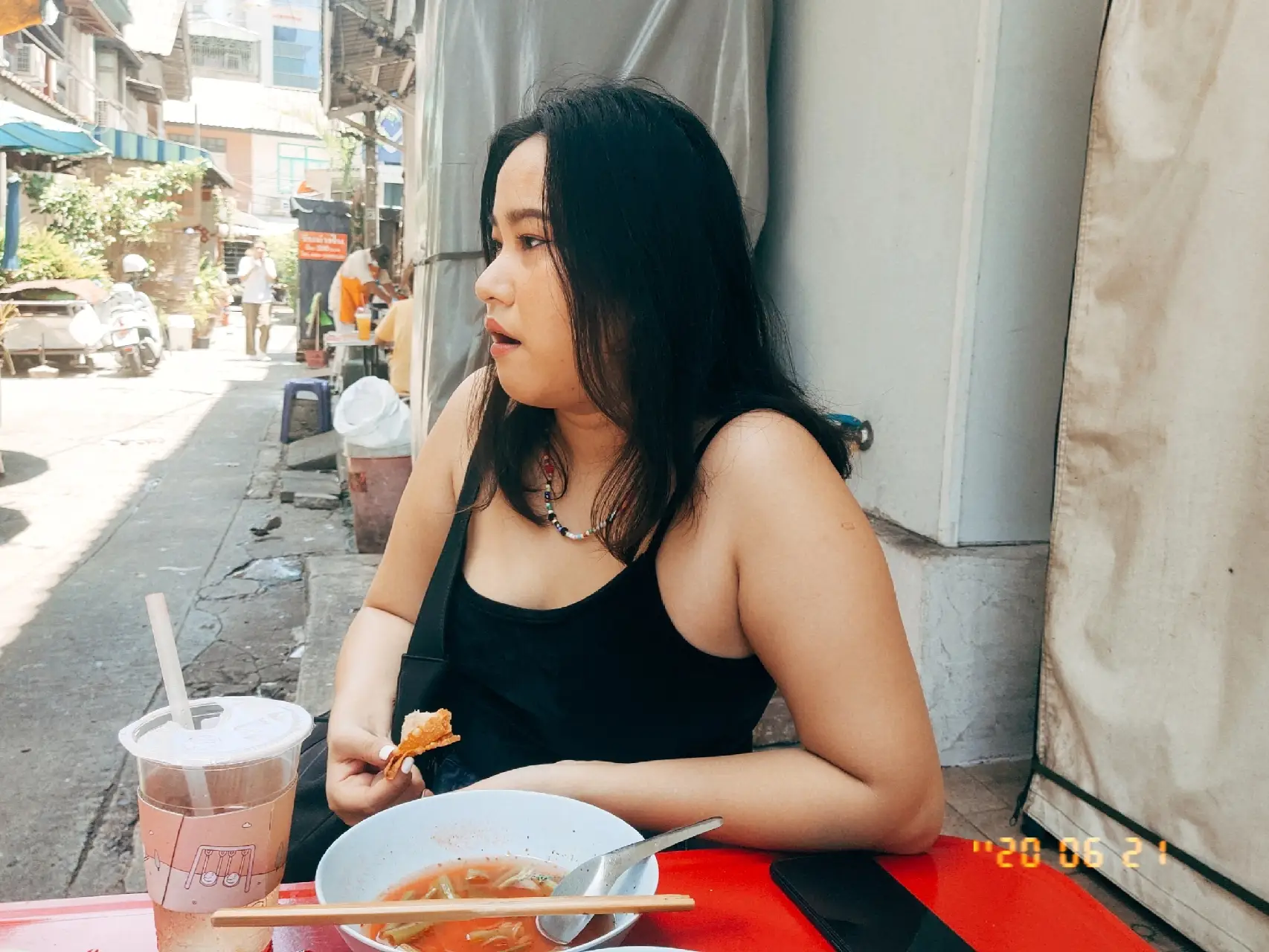 App กล้องฟิล์มสุดต๊าชช 📸 ถ่ายง่าย แถมสวยม๊ากก😅 | แกลเลอรีที่โพสต์โดย jab_lee | Lemon8