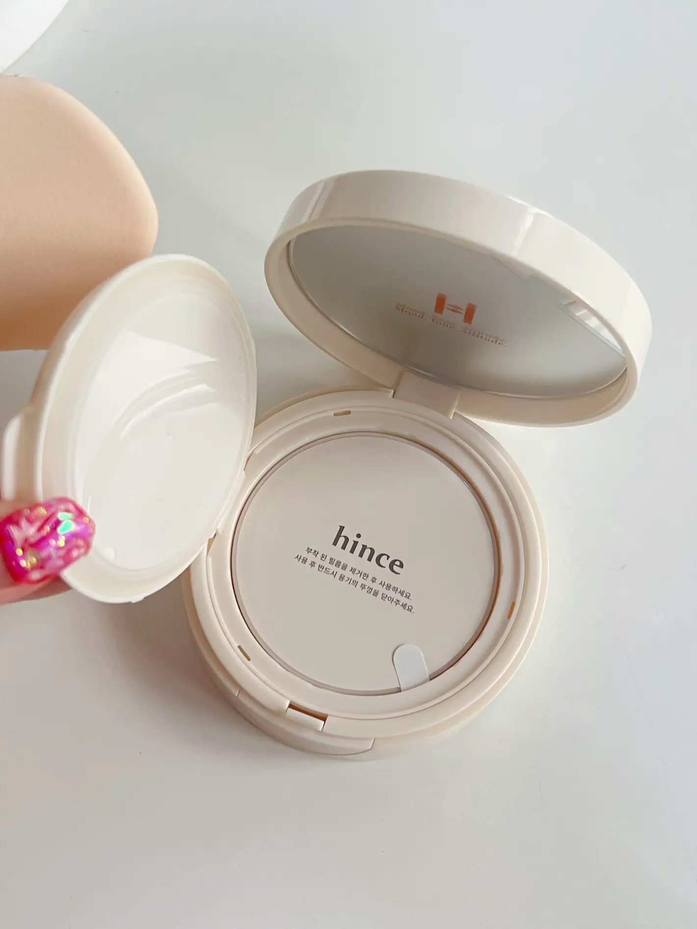 คุชชั่น Hince ลูกรักตัวใหม่!! ผิวสวยตลอดวัน ปกปิดเริ่ด👍 | แกลเลอรีที่โพสต์โดย Melonkwl 茜然 | Lemon8