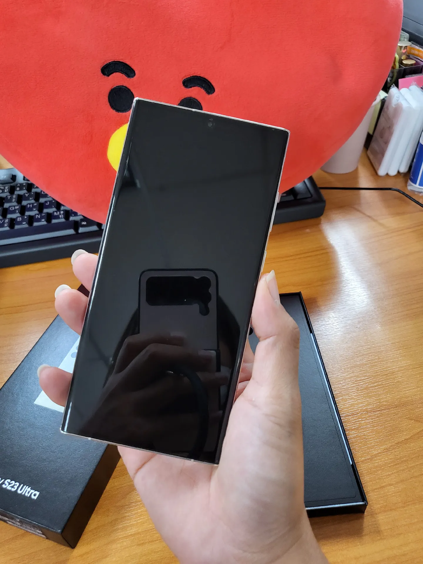 แกะกล่องS23Ultra | แกลเลอรีที่โพสต์โดย MeRin59 | Lemon8