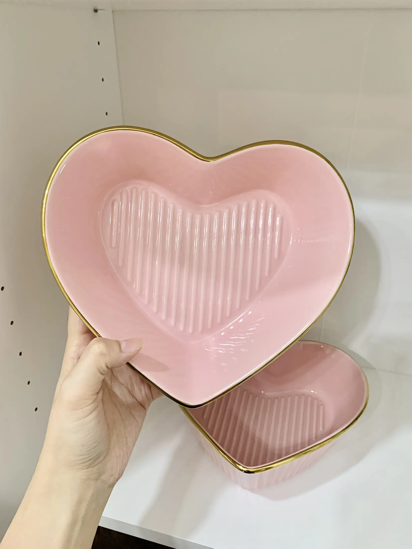 Pinggan Bentuk Comel! | Galeri disiarkan oleh Houseandpink | Lemon8