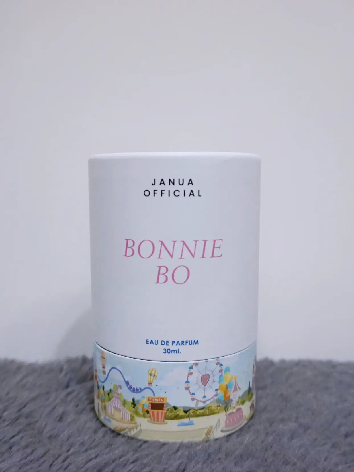 น้ำหอม JANUA กลิ่น BONNIE BO | แกลเลอรีที่โพสต์โดย __mo.__.na | Lemon8