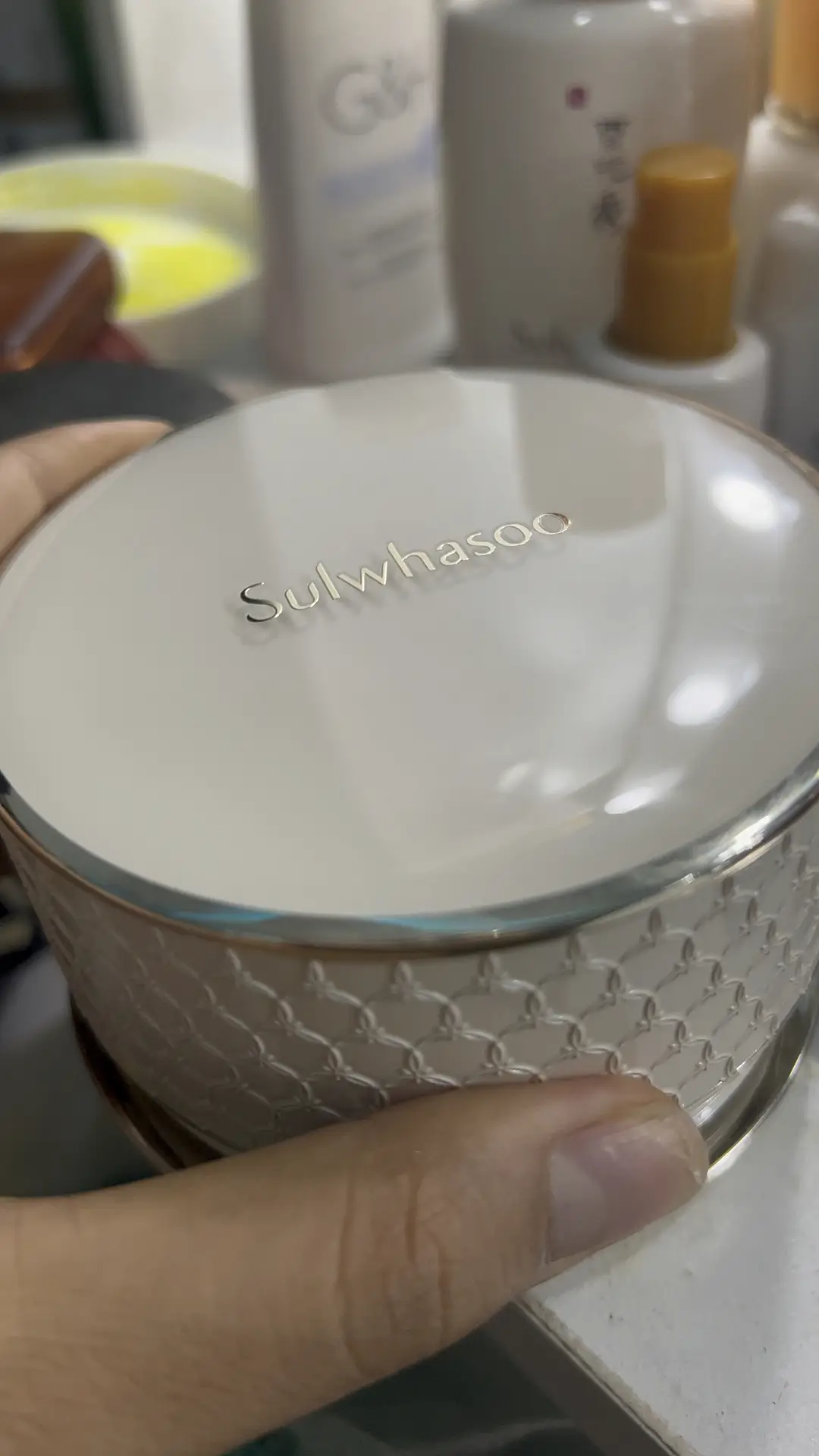 Perfecting Powder แป้งฝุ่น Sulwhasoo รีวิว | วิดีโอที่เผยแพร่โดย Aksonmanee | Lemon8