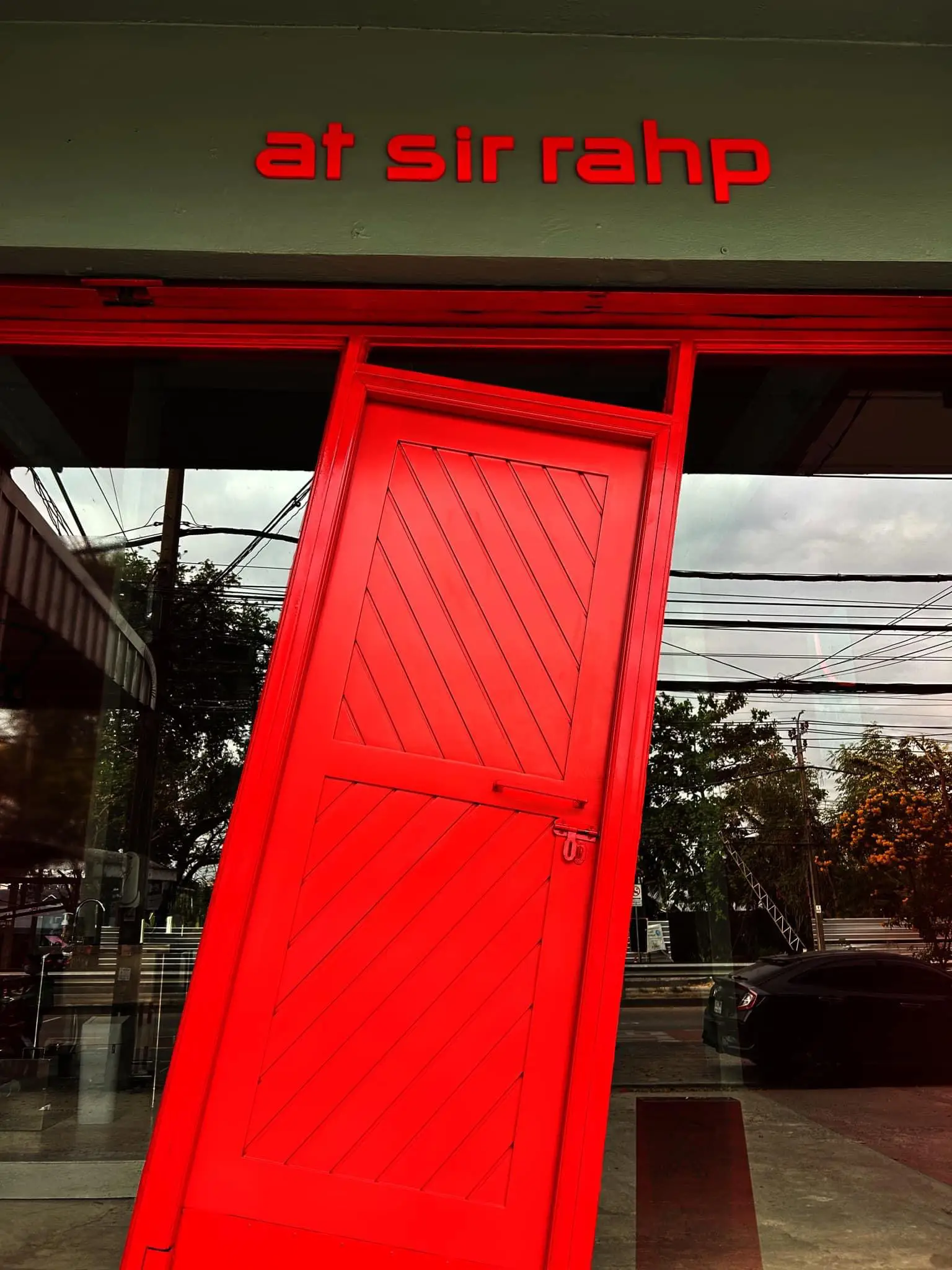 at sir raph 🚨 คาเฟ่สนามบินน้ำ | แกลเลอรีที่โพสต์โดย Not so bad | Lemon8